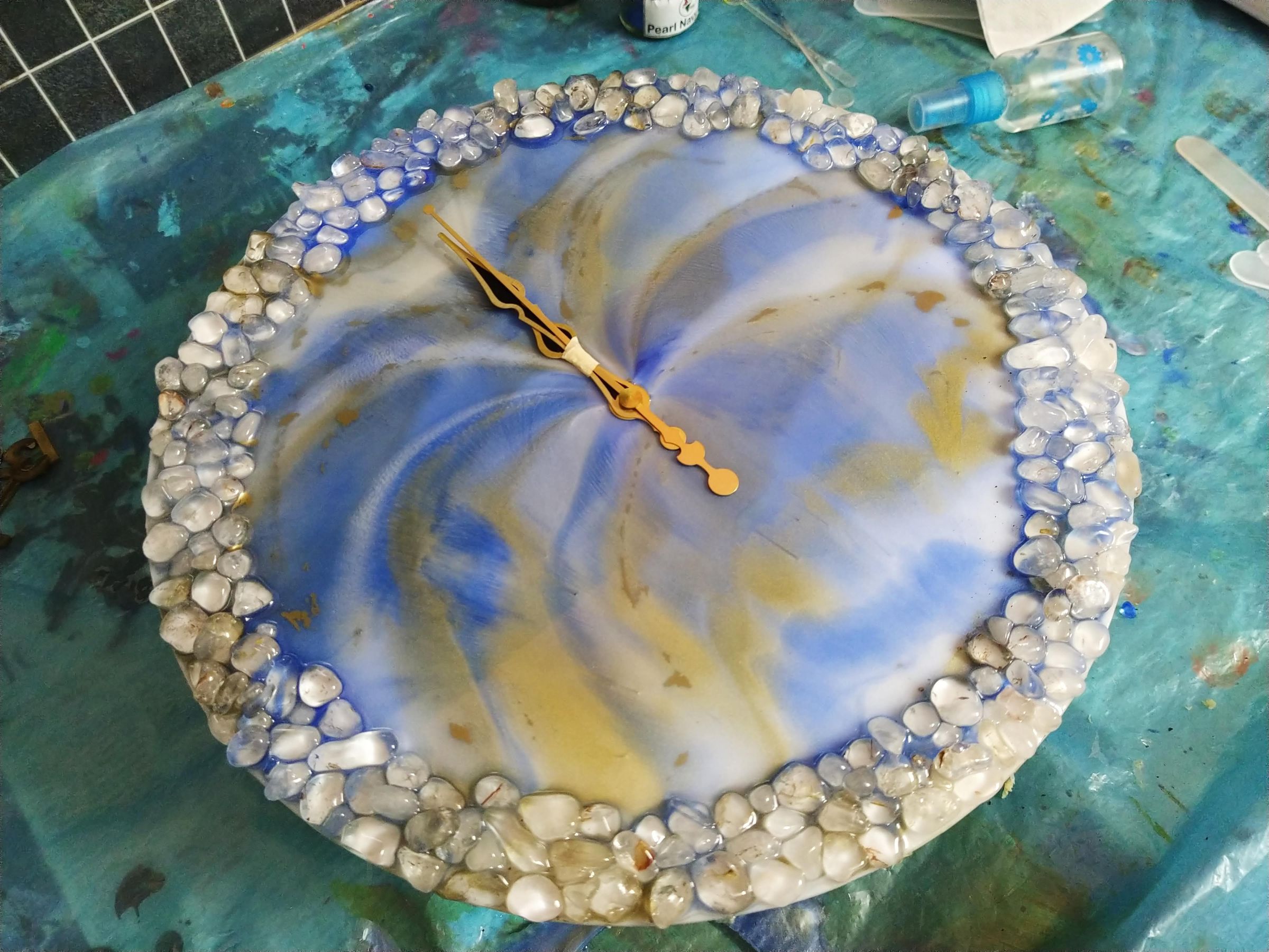 Geode Resin Clock on Acrylic Base : 14 Steps (with Pictures ...