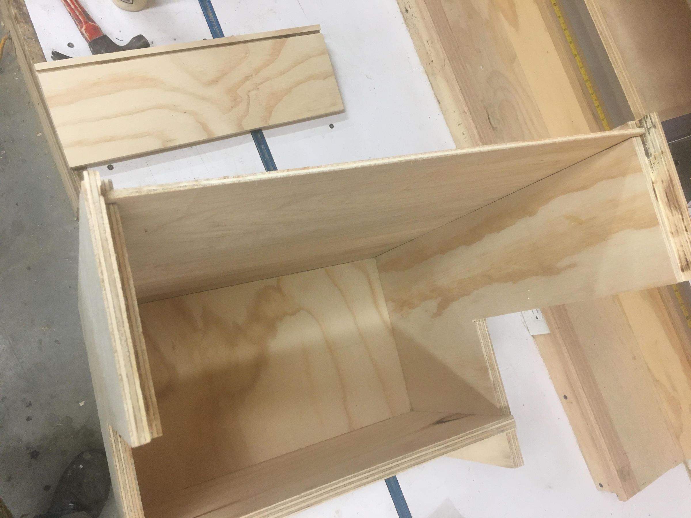 Making Cabinet Shelves Accessible : 5 Steps - Instructables