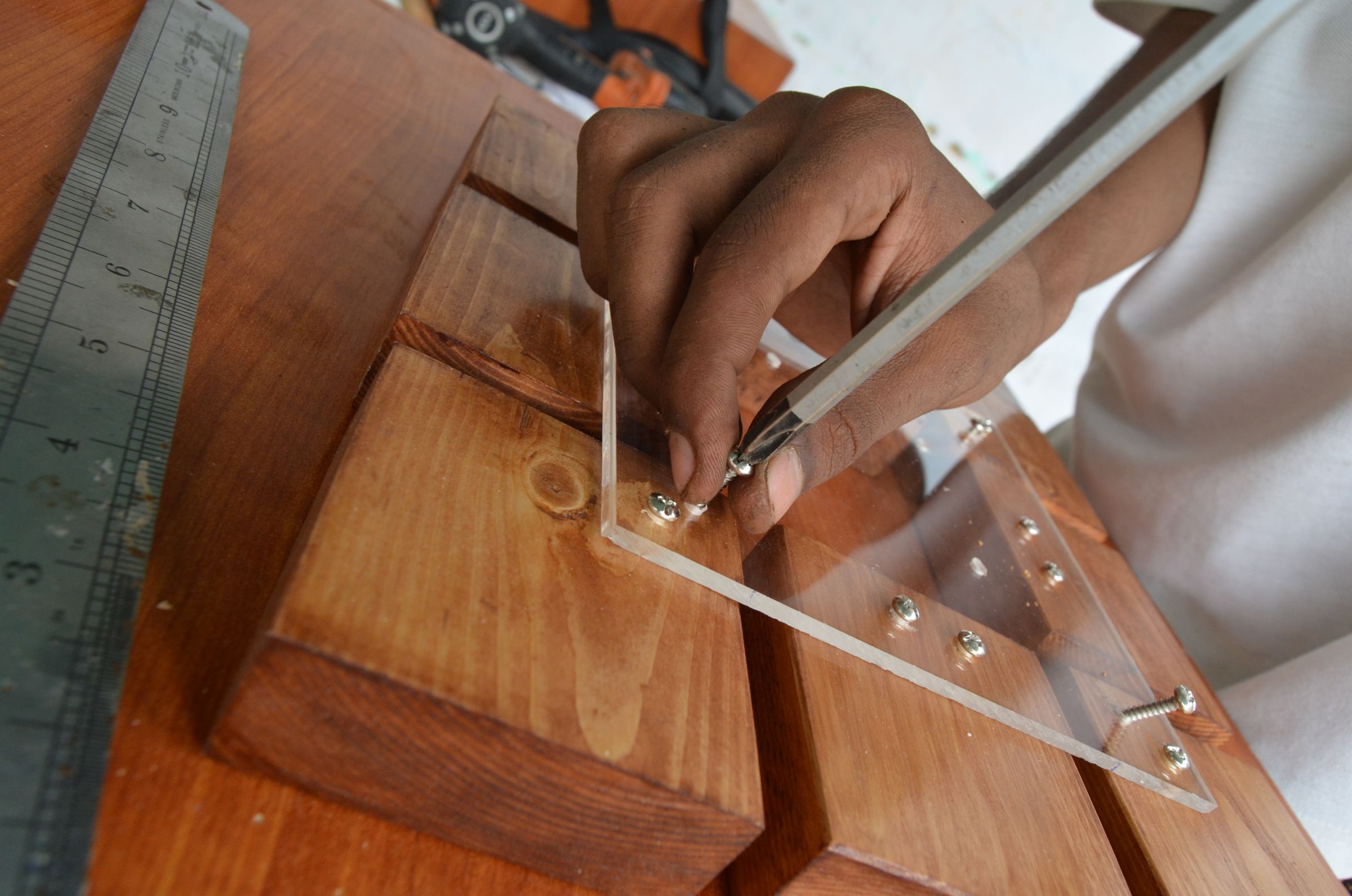 The Classic Wall Clock : 8 Steps (with Pictures) - Instructables