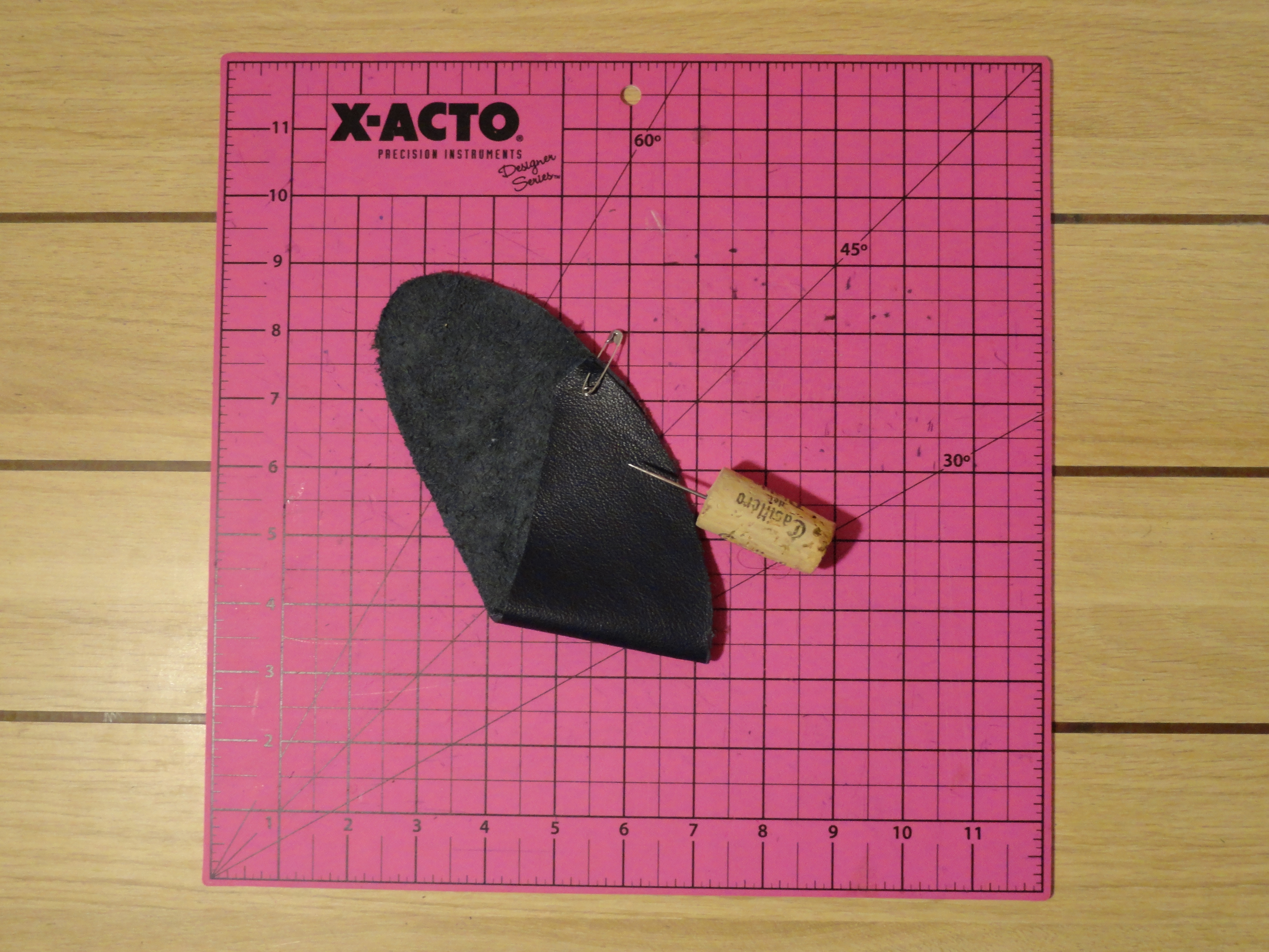 Leather Hatchet Sheath : 9 Steps (with Pictures) - Instructables