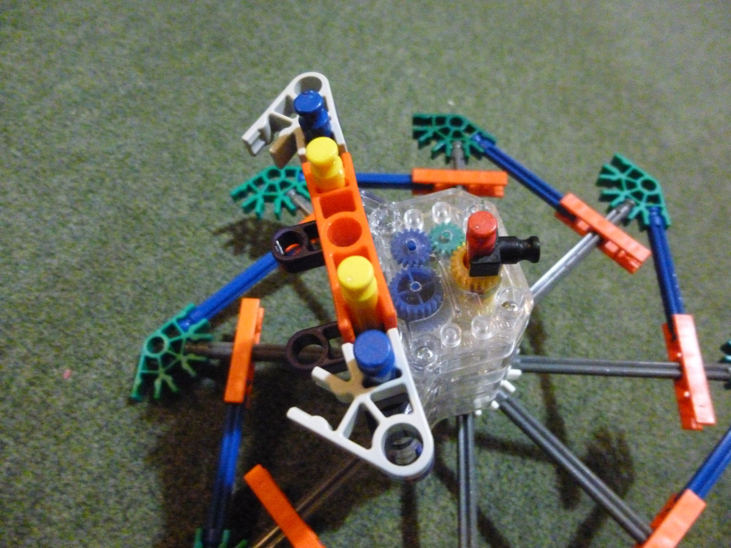 The Spinnybot - a K'nex Spinny Thing : 6 Steps - Instructables