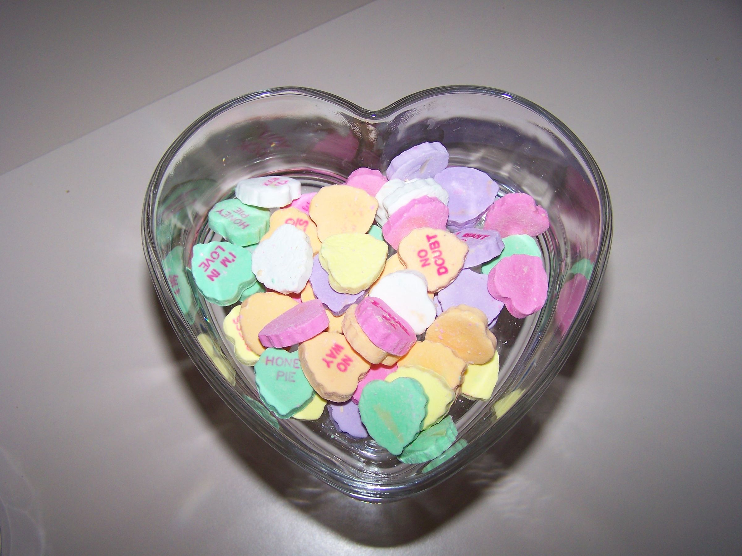 Sweetheart Pedestal Candy Dish : 4 Steps - Instructables