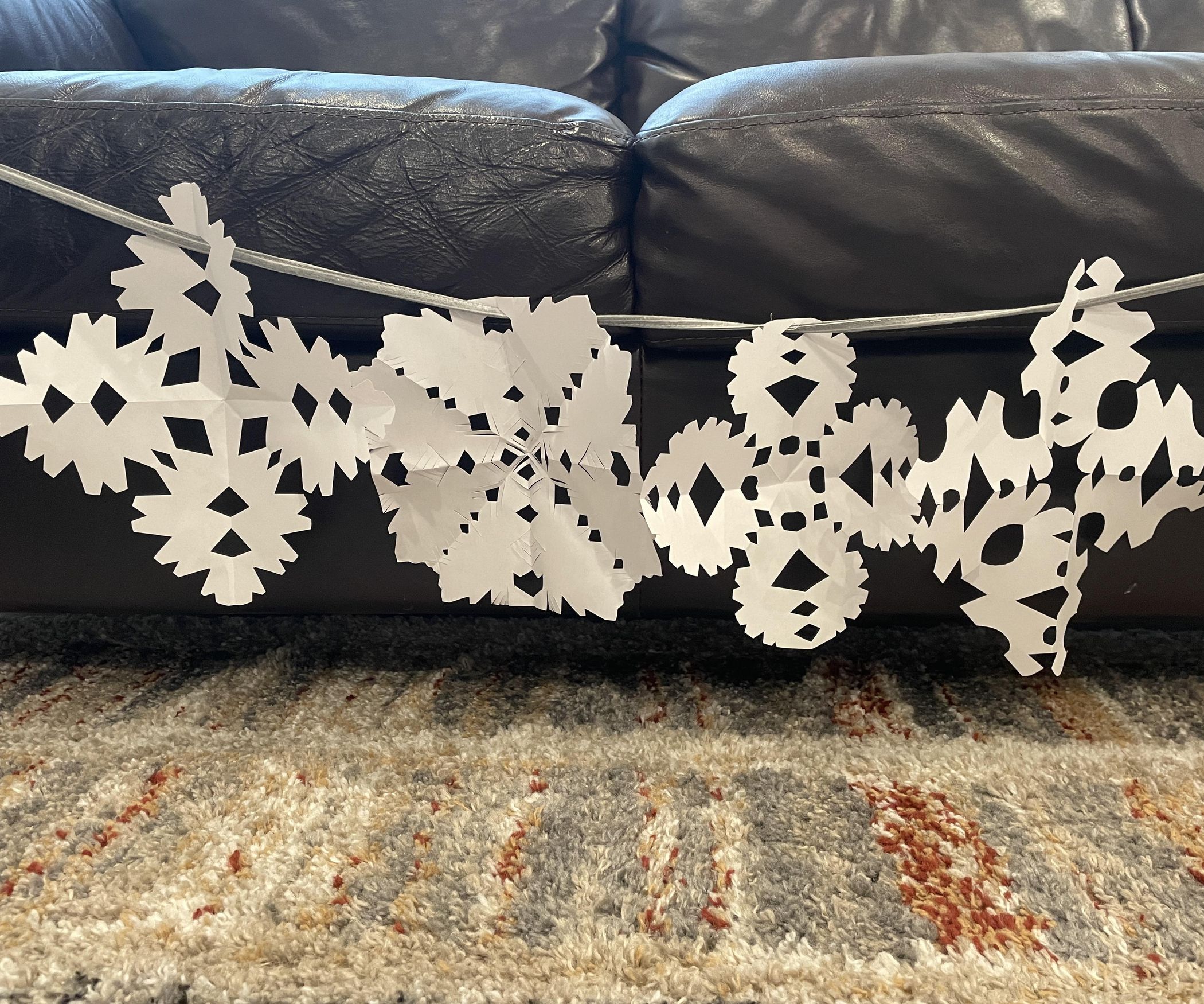 Snowflake Garland : 11 Steps - Instructables