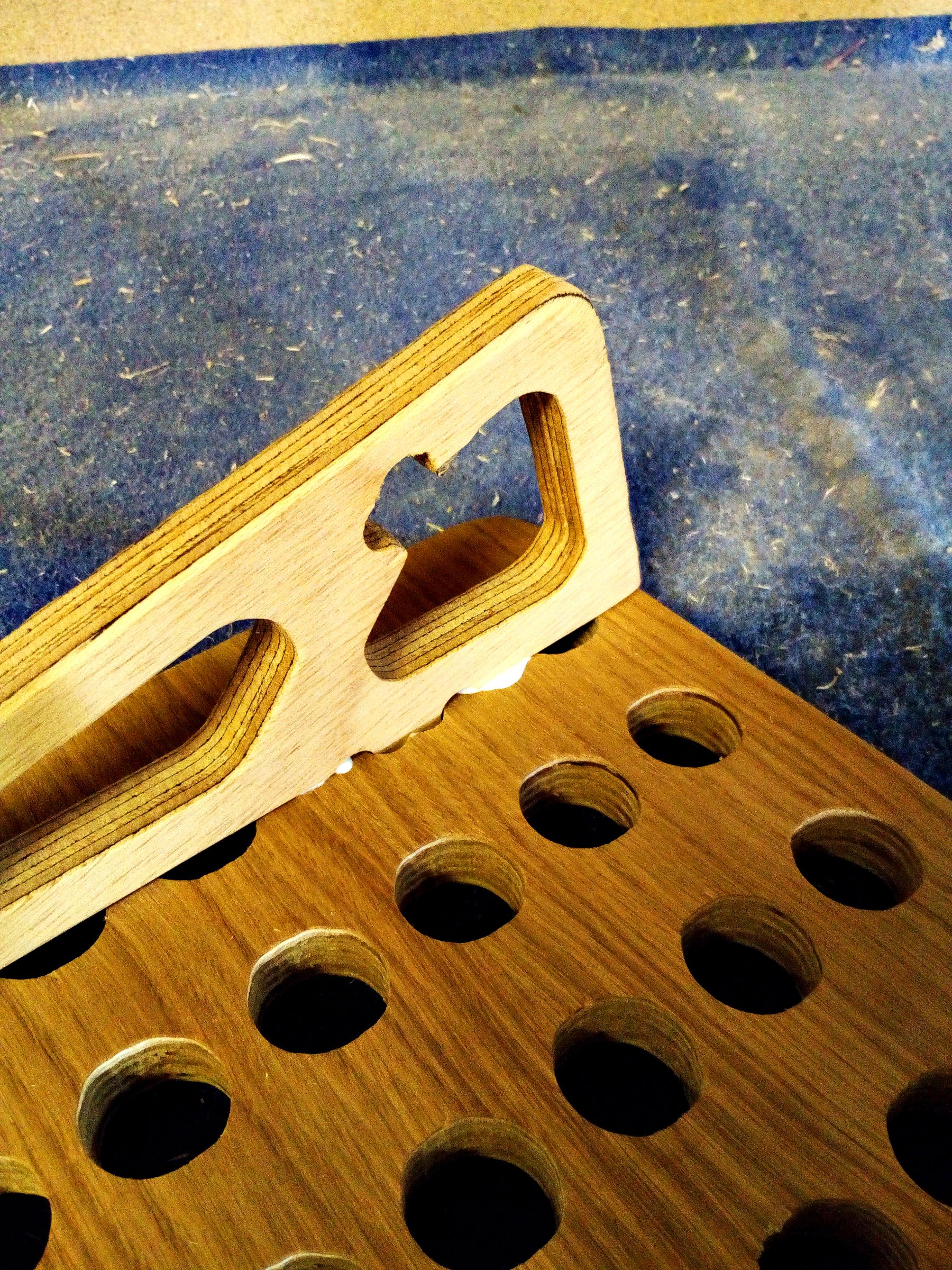 Plywood Laptop Stand : 4 Steps - Instructables