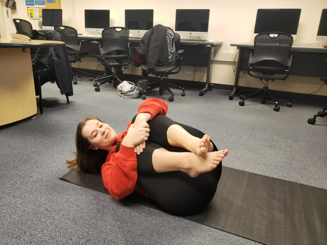 Simple Lower Back Popping Exercise : 11 Steps - Instructables