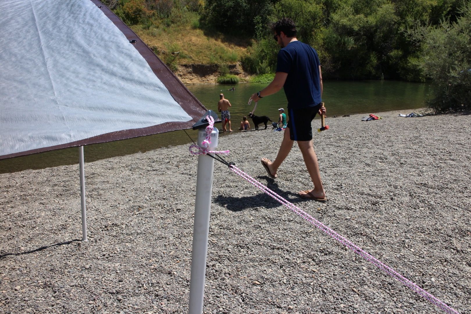 Easy Portable Beach Shelter : 5 Steps (with Pictures) - Instructables