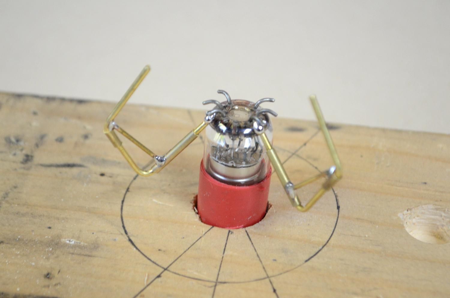 Make a Mechanical Bug From a Vacuum Tube : 8 Steps (with Pictures ...