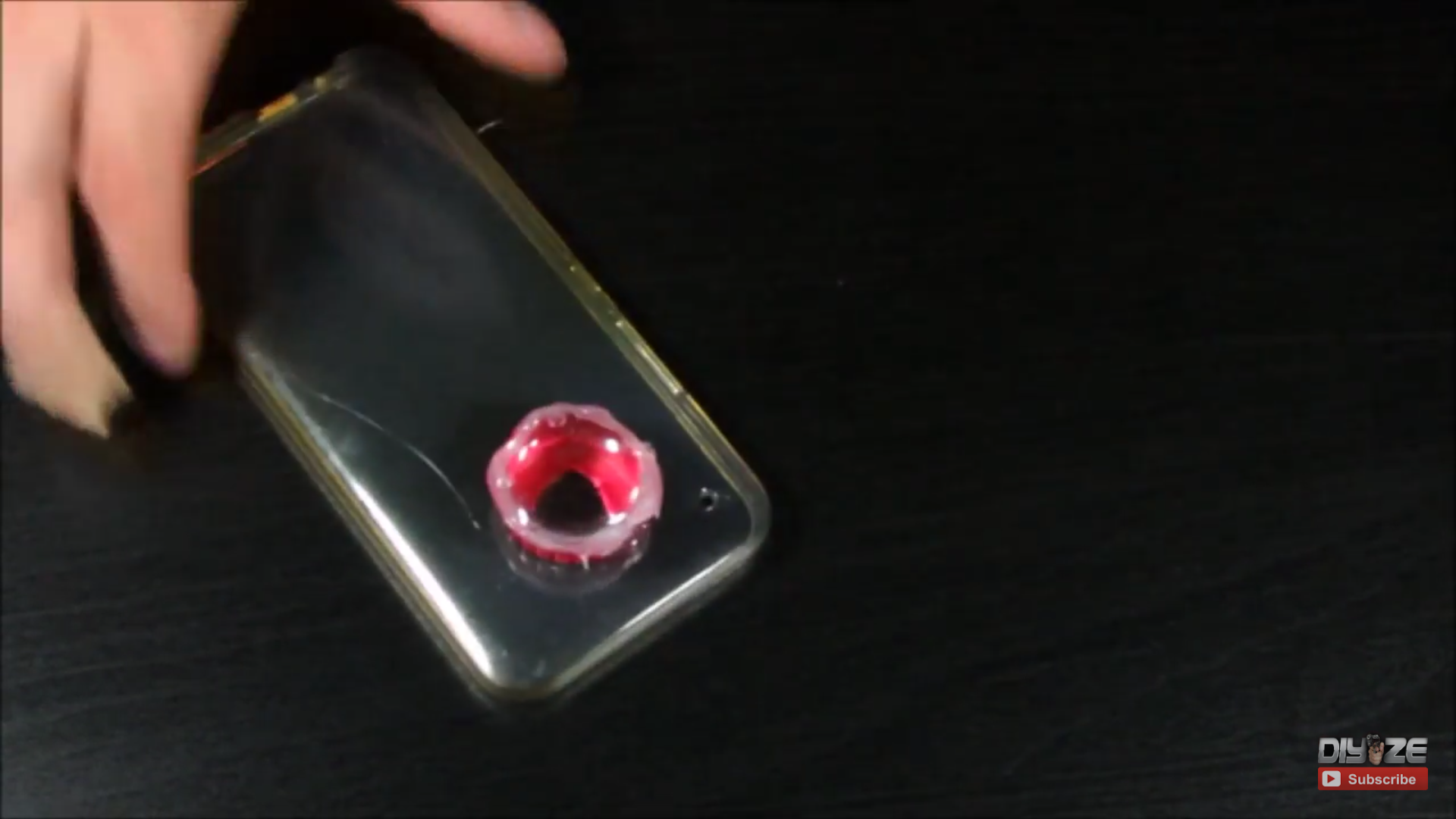 DIY MACRO LENS USING RECYCLED BOTTLE : 4 Steps - Instructables