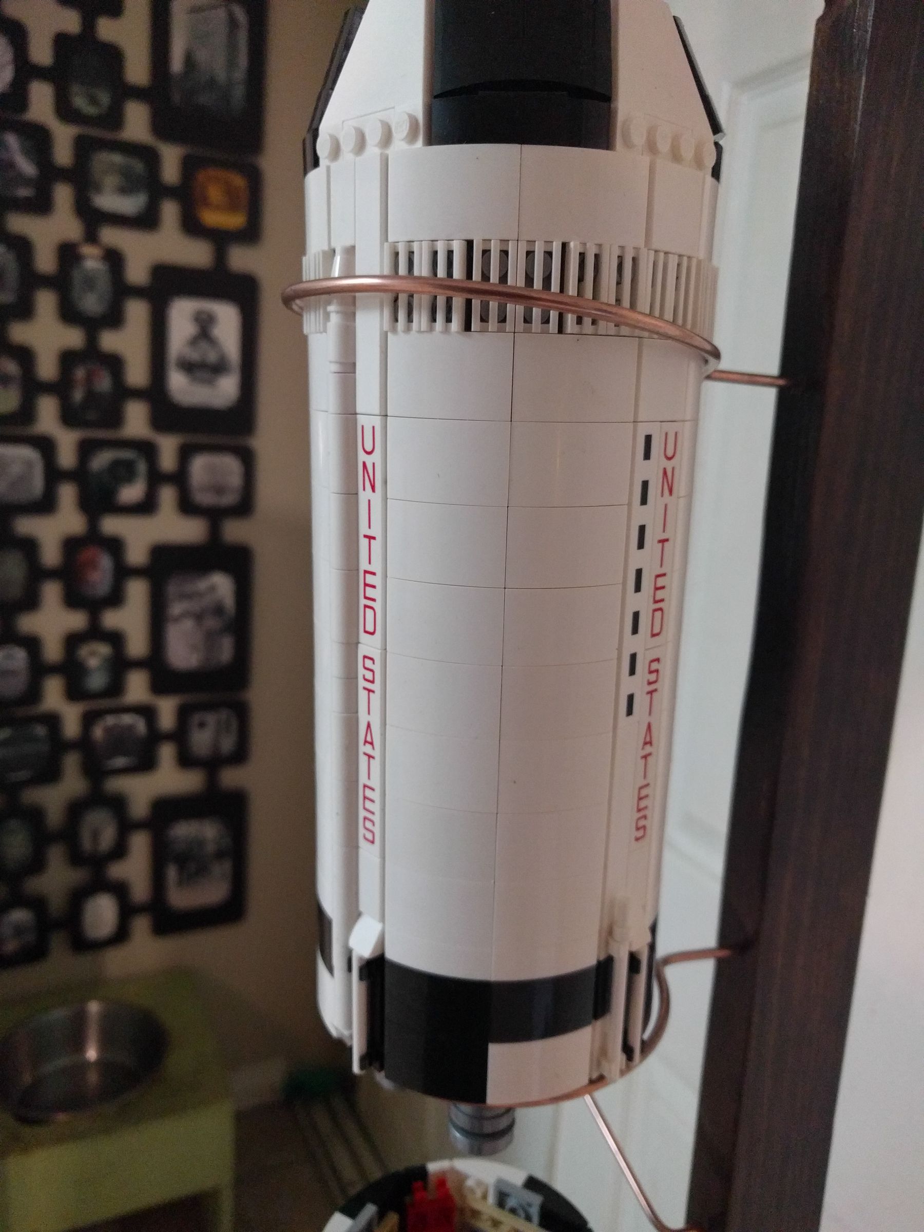 Display Stand for LEGO NASA Apollo Saturn V Rocket : 9 Steps (with ...