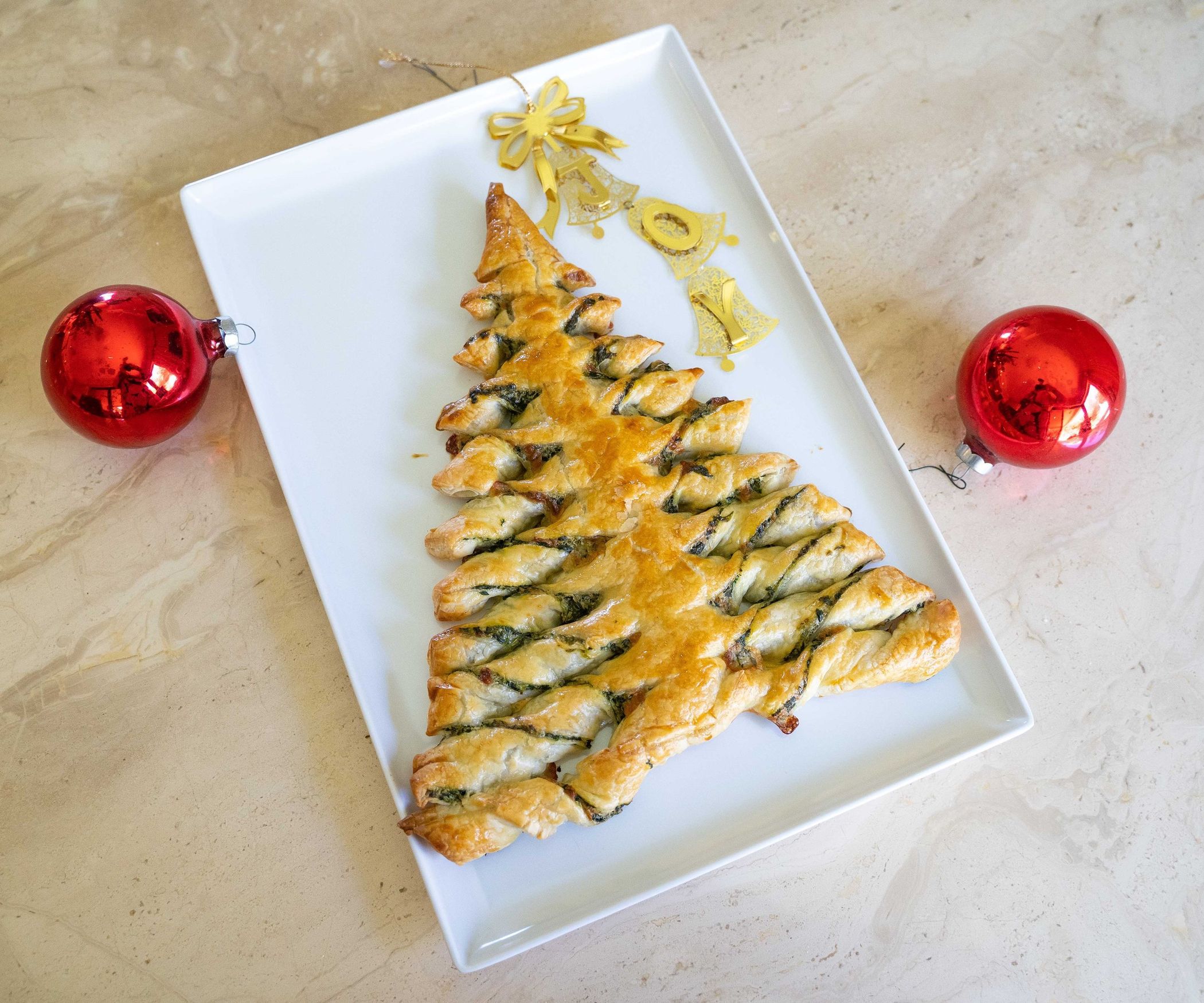 Spinach and Cheese Christmas Tree : 7 Steps (with Pictures) - Instructables