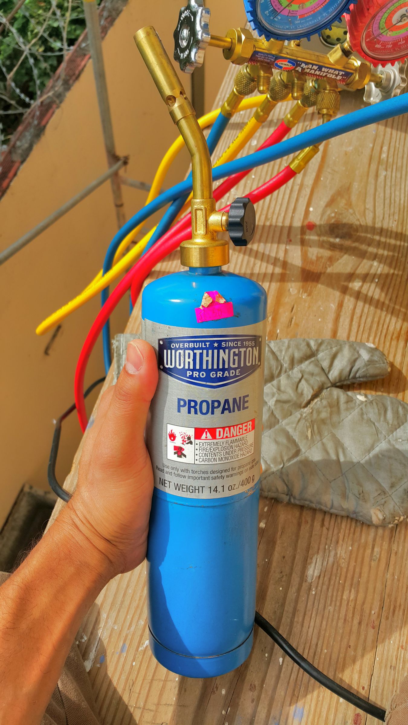 Installation of a Split Type Air Conditioning Unit. : 4 Steps ...