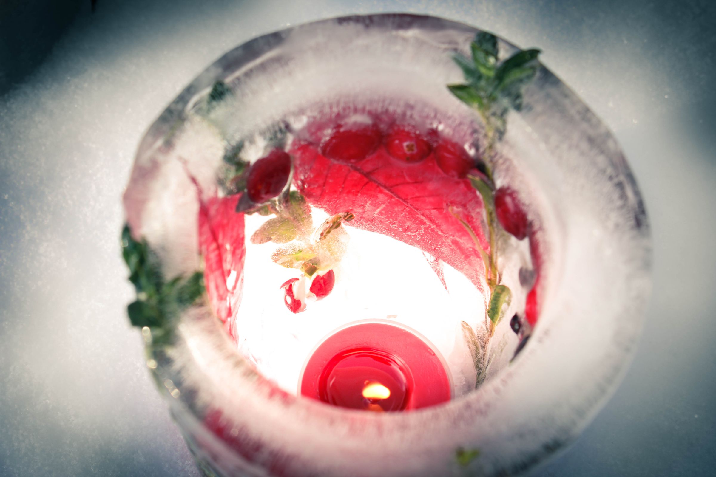 Ice Luminaries : 9 Steps (with Pictures) - Instructables