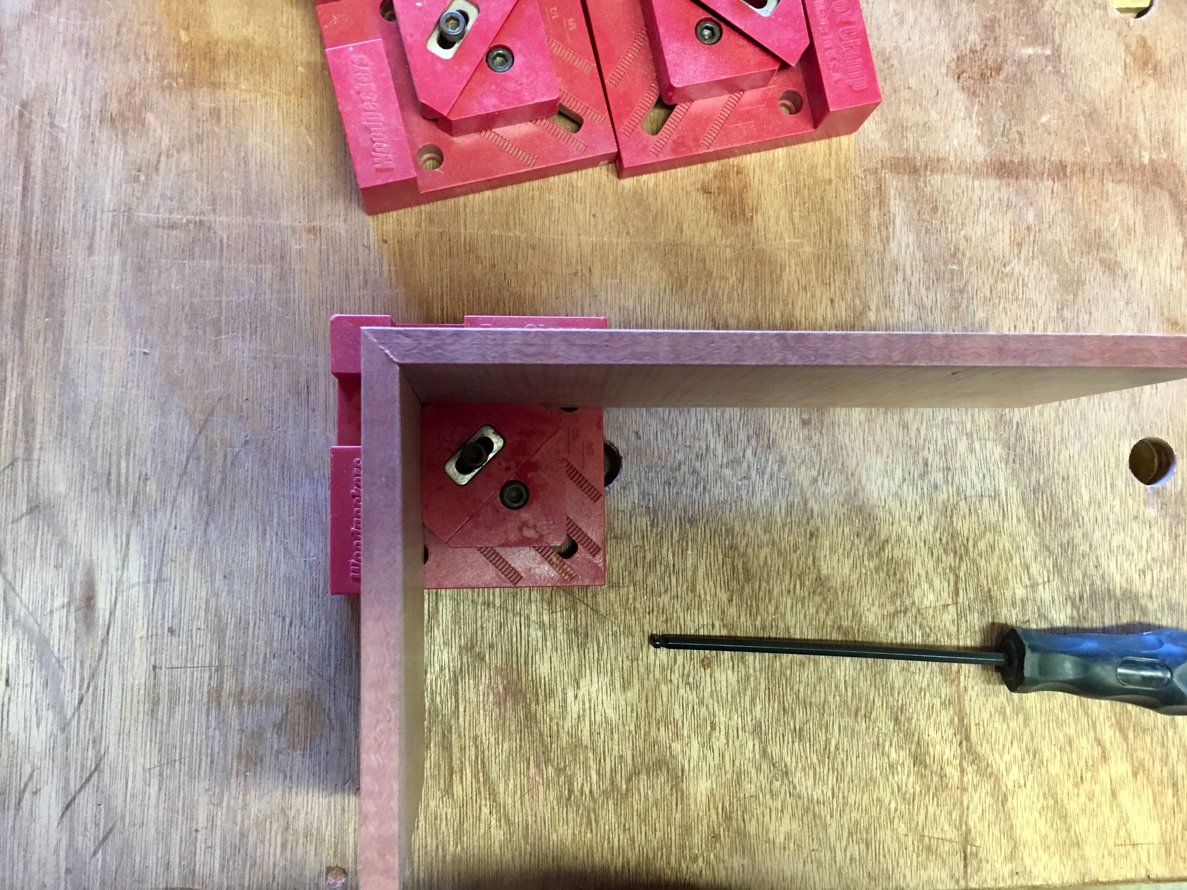 Simple and Elegant Wooden Box : 10 Steps (with Pictures) - Instructables