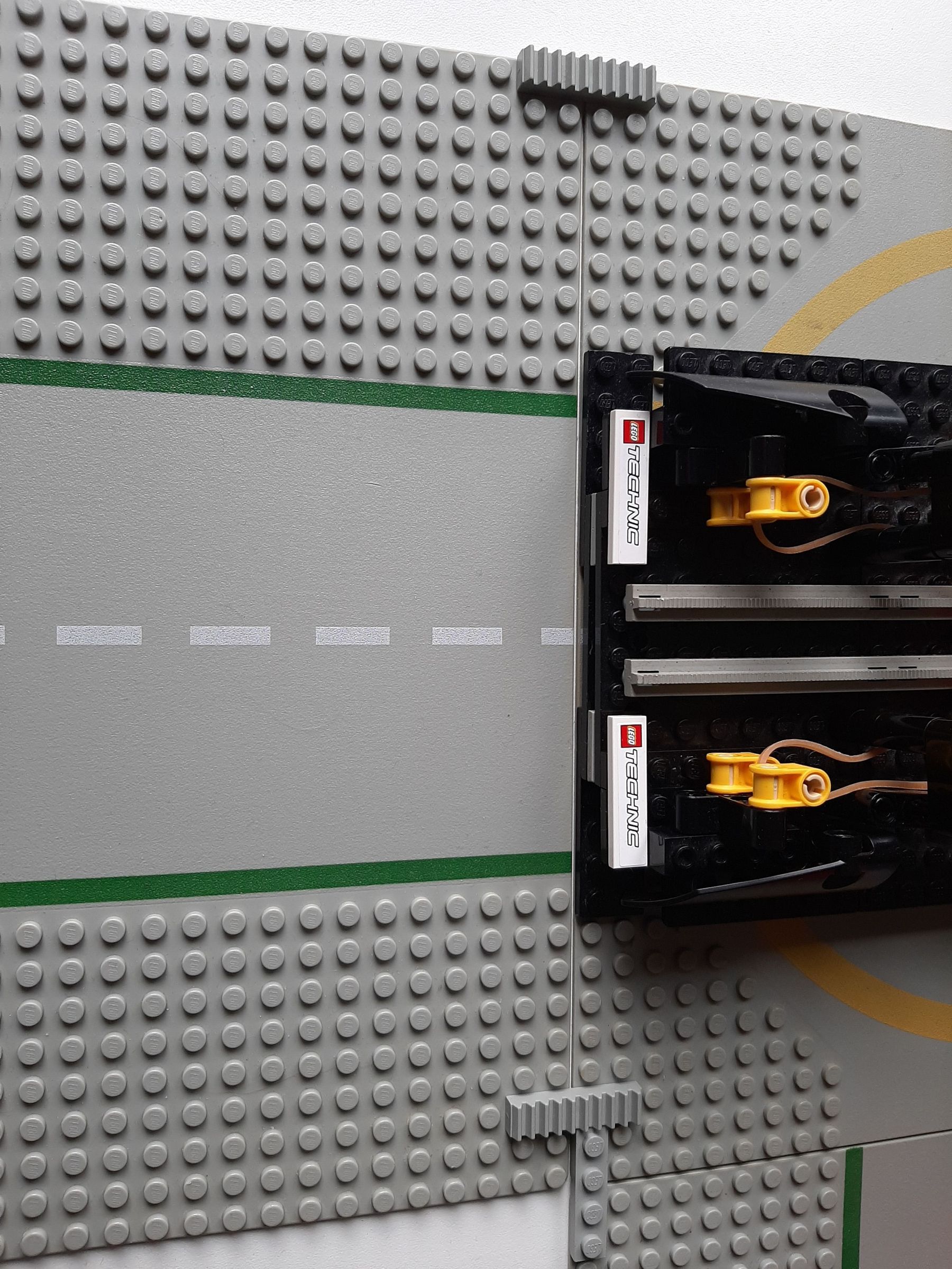 Lego Technic Bowling Machine : 12 Steps - Instructables