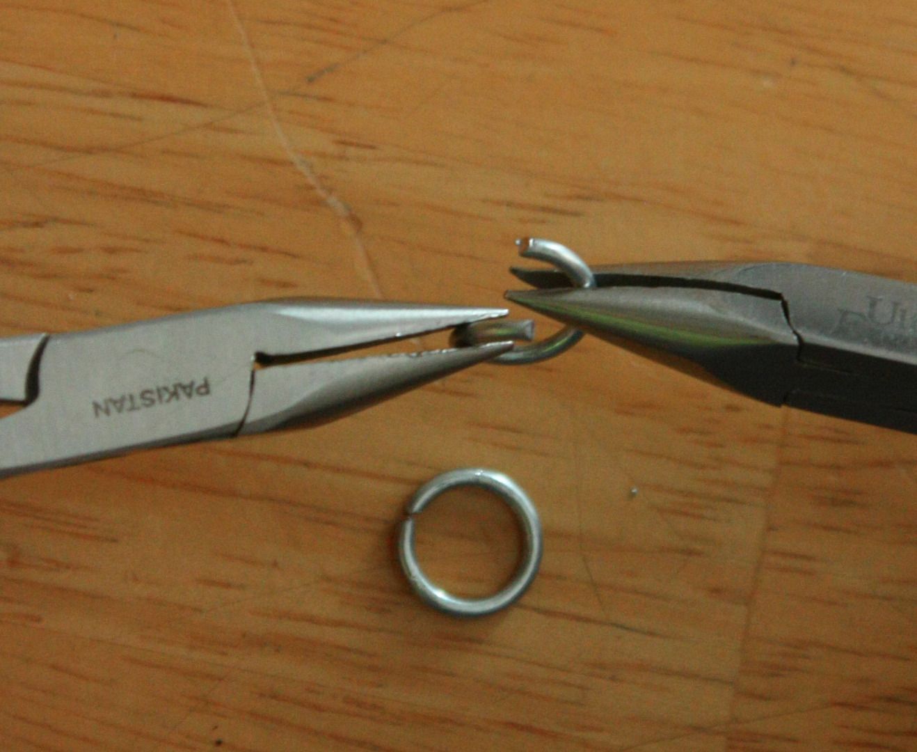 How to Make Chainmail (European 4-in-1 Weave) : 7 Steps (with Pictures ...