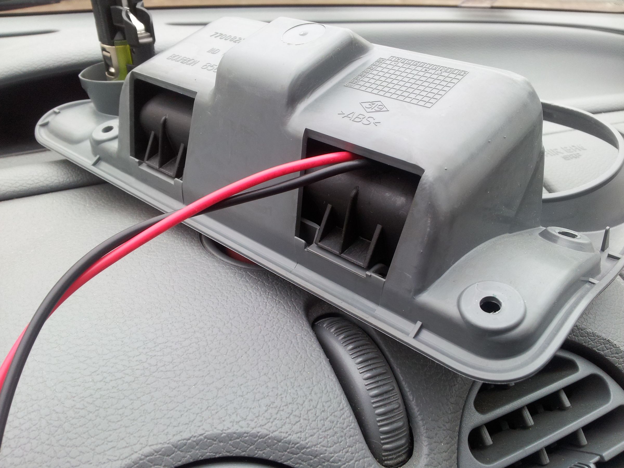 USB-ports in Your Car - Instructables