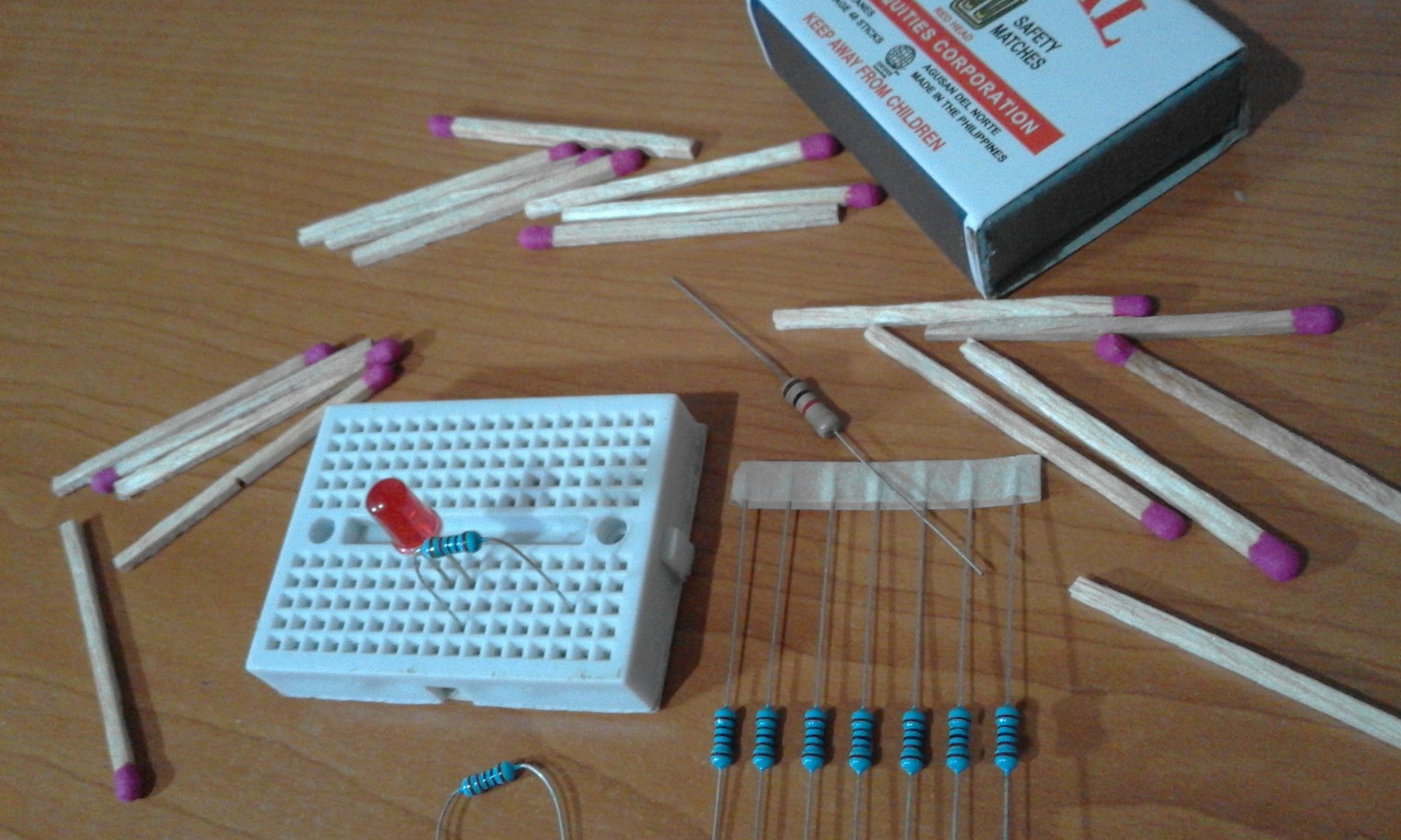 Electronic Component Lead Bending Tool (Matchsticks) : 3 Steps (with ...