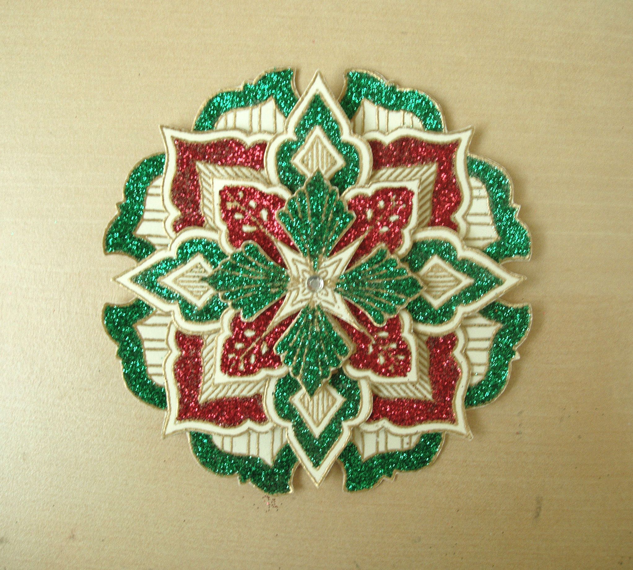 Christmas Medallion Card : 12 Steps (with Pictures) - Instructables