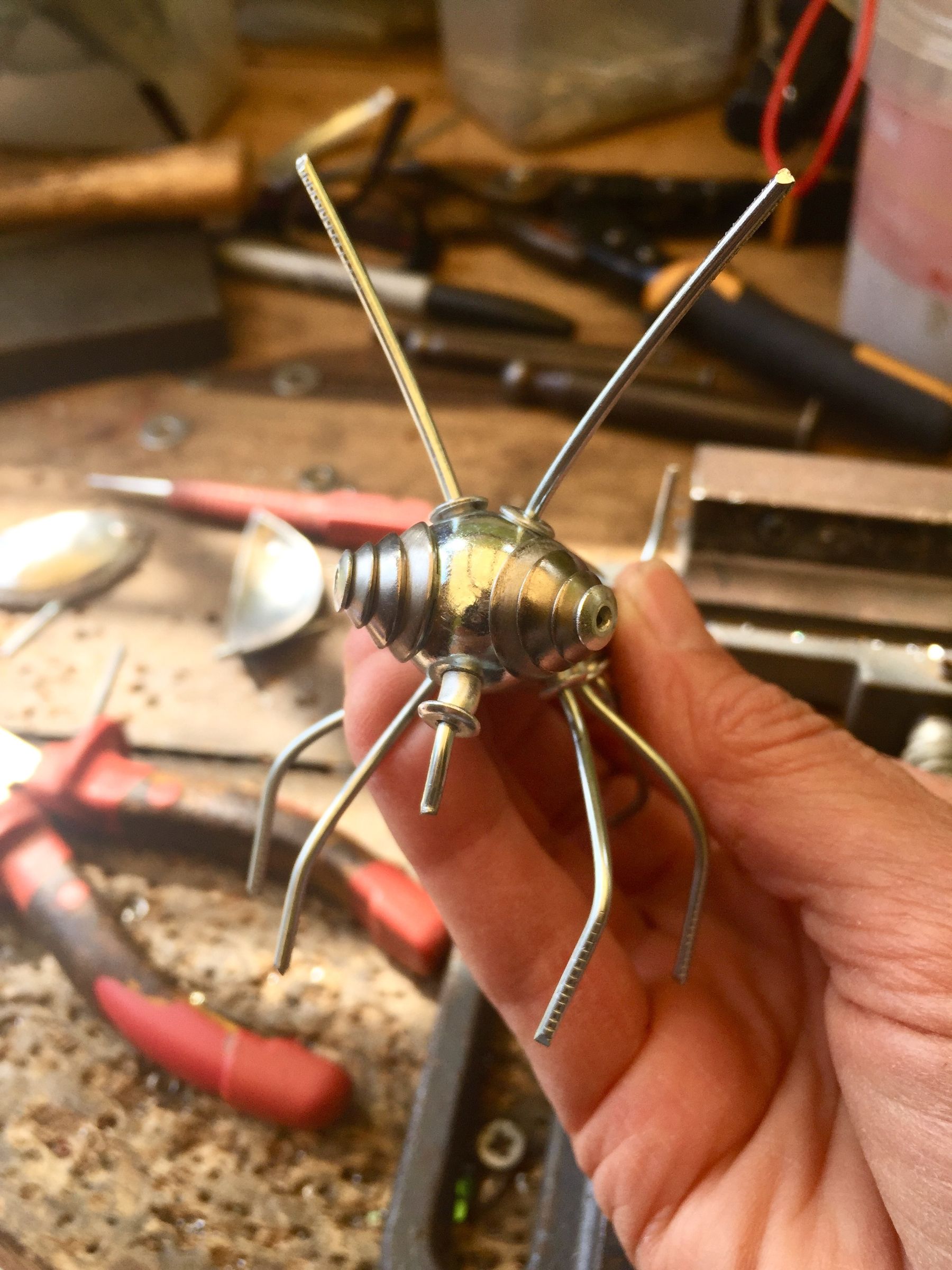 Recycled Metal Bug : 14 Steps (with Pictures) - Instructables