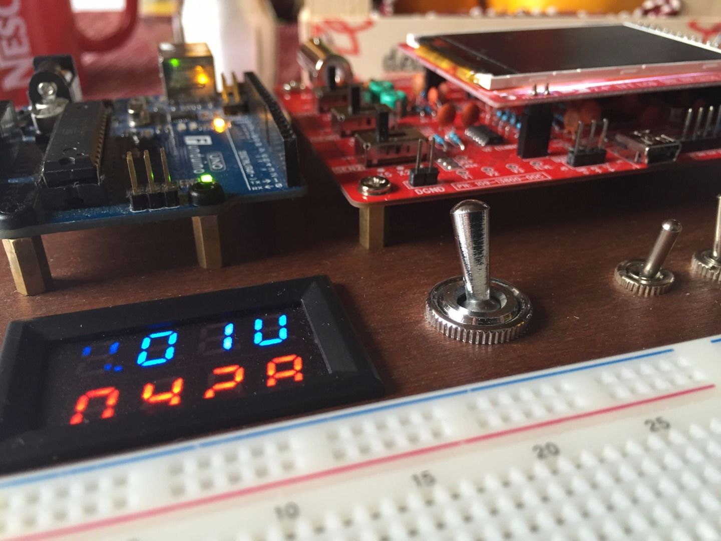 Portable Prototyping Lab With Oscilloscope and Arduino : 10 Steps ...