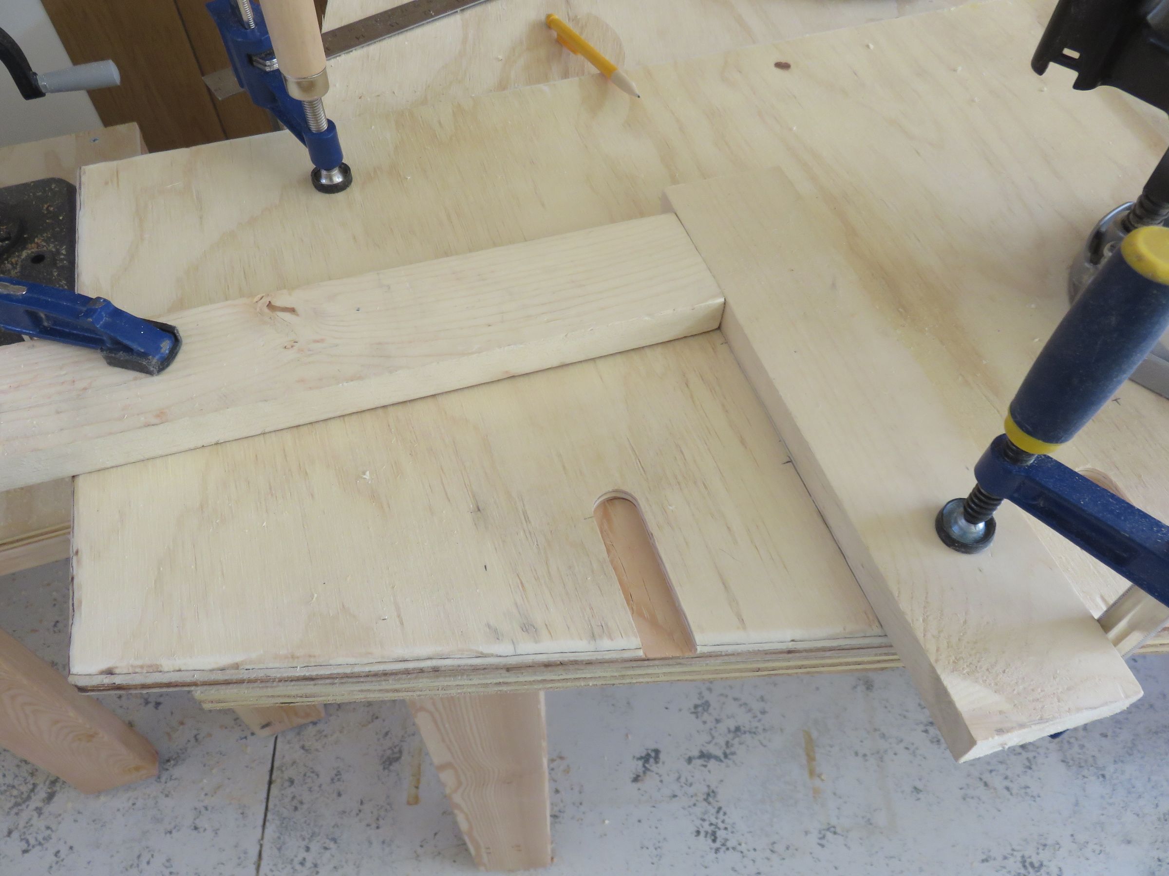 Movable Shop Tool Ladder : 5 Steps (with Pictures) - Instructables