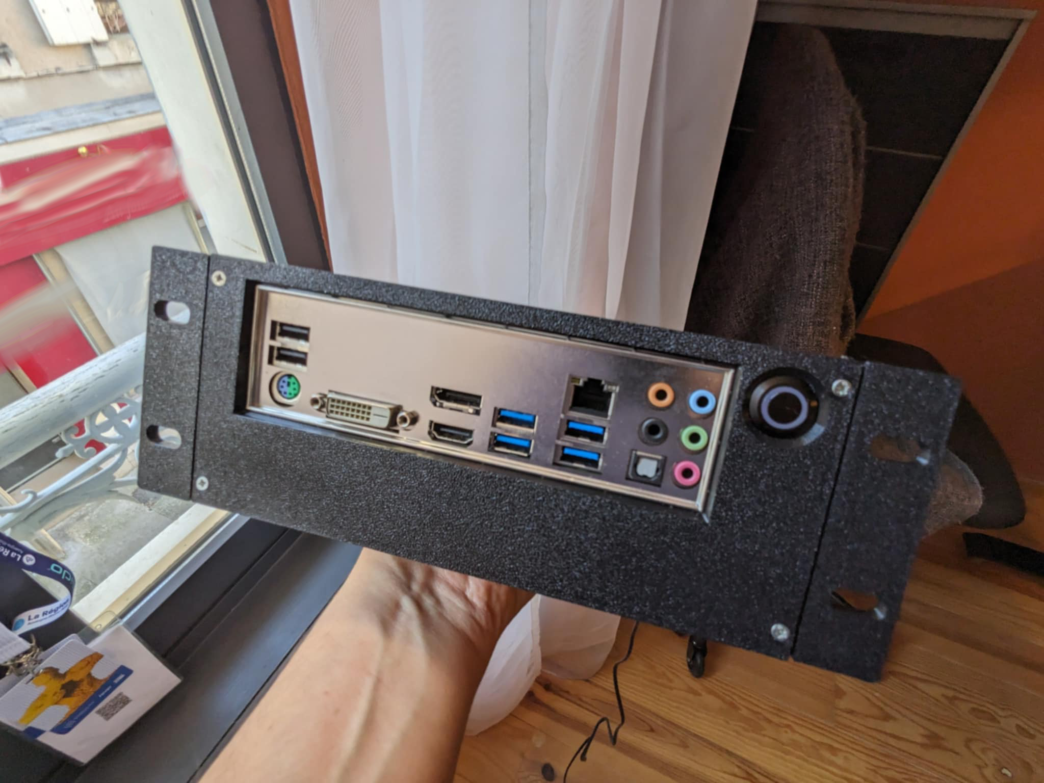 DIY Rackmount NAS - 2U PC Case - for 10" Network Cabinets : 9 Steps ...