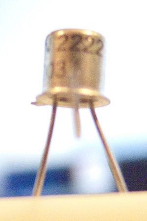 Build a Super-simple Blinking Led / Oscillator on Your Protoboard in ...