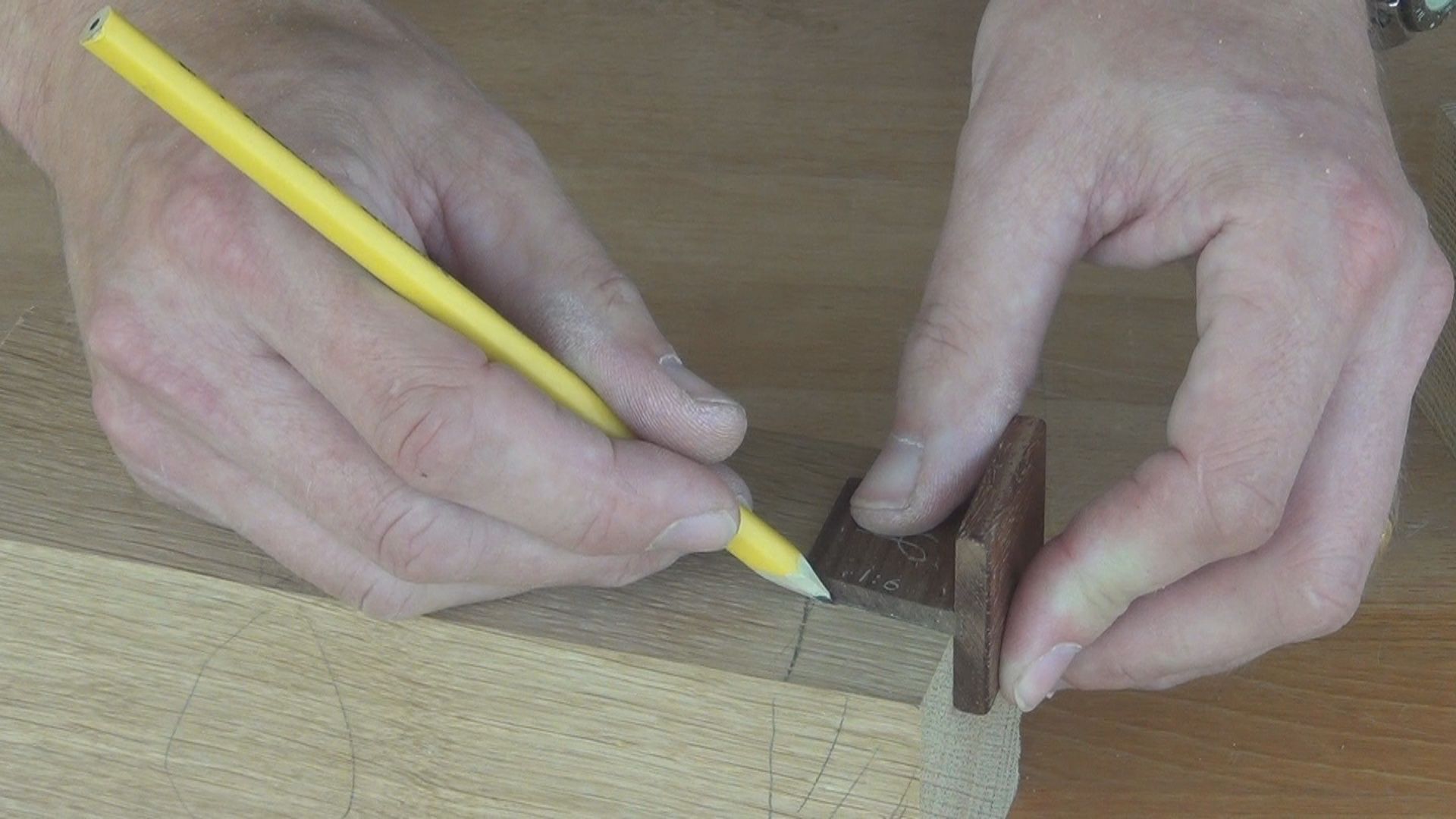Cut a Stepped Dovetail Splice (Koshikake Aritsugi) : 7 Steps (with ...