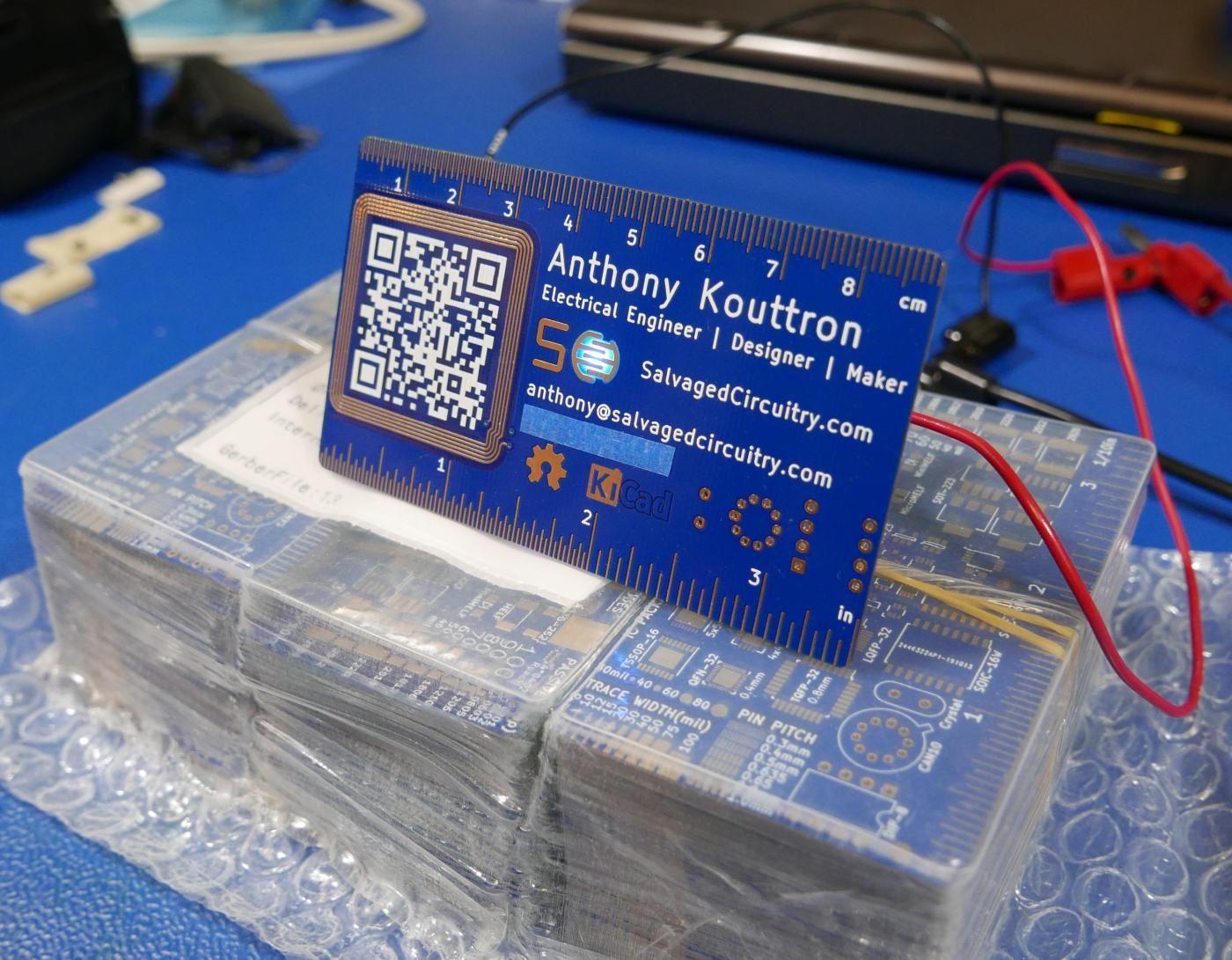 PCB Business Card Ruler With QR and NFC : 16 Steps (with Pictures ...