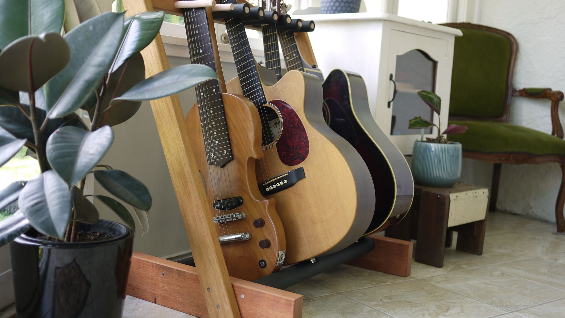 Timber Guitar Stand : 30 Steps (with Pictures) - Instructables