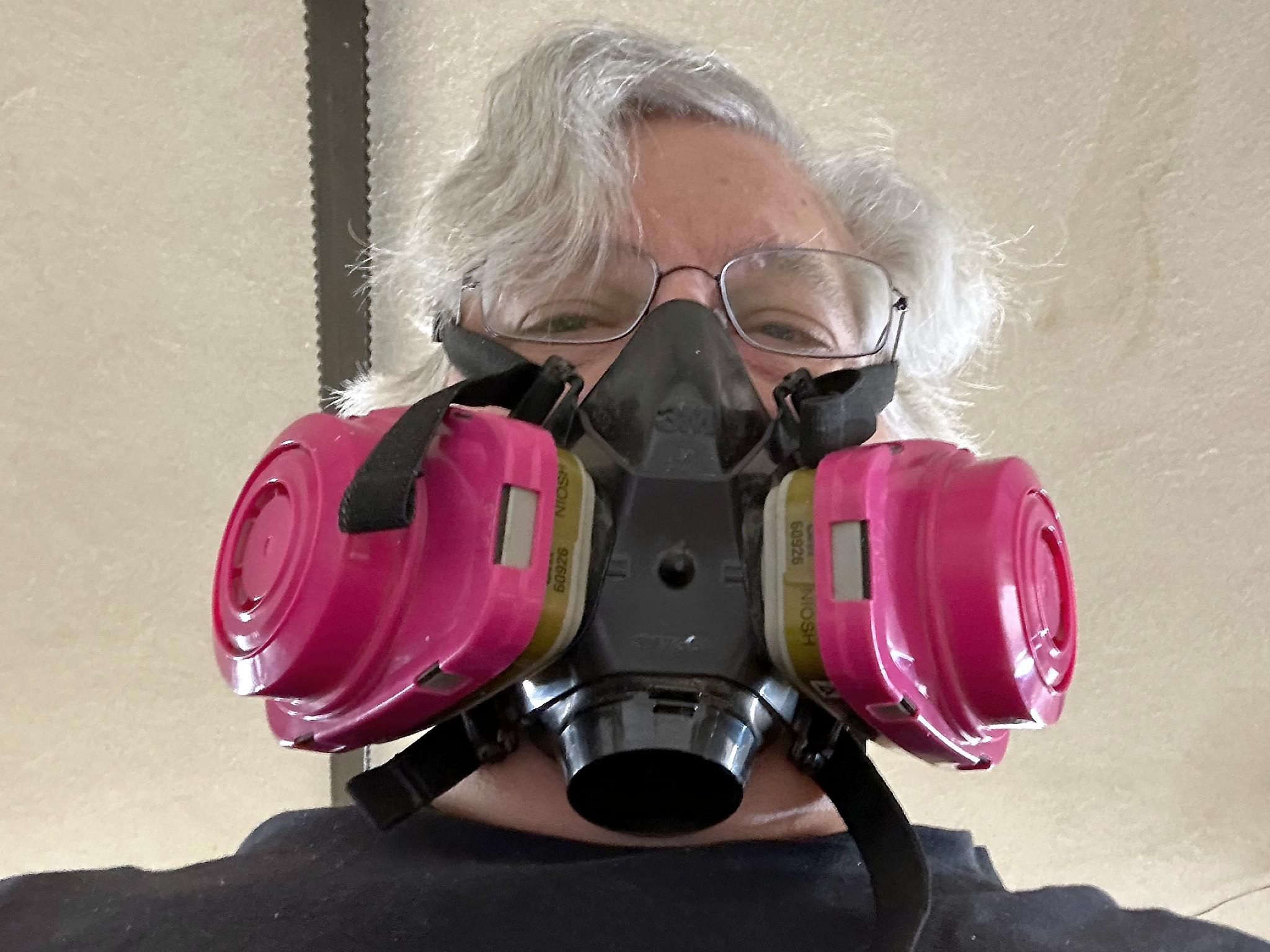 A Simple Way to Mold a Fluorescent Glue Sticks or Crayon Using Fusion ...