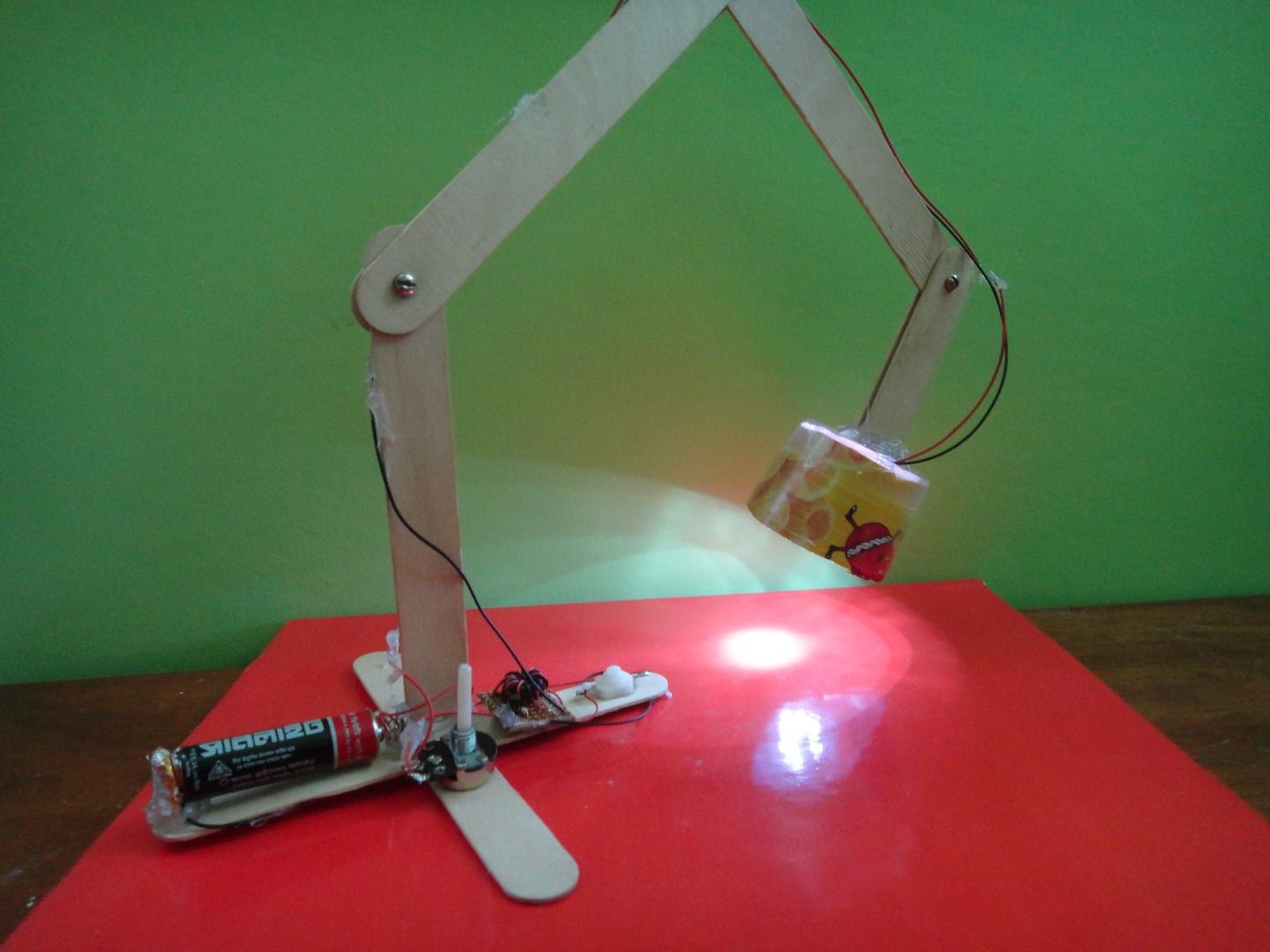 Joule Thief Powered Lamp : 24 Steps (with Pictures) - Instructables