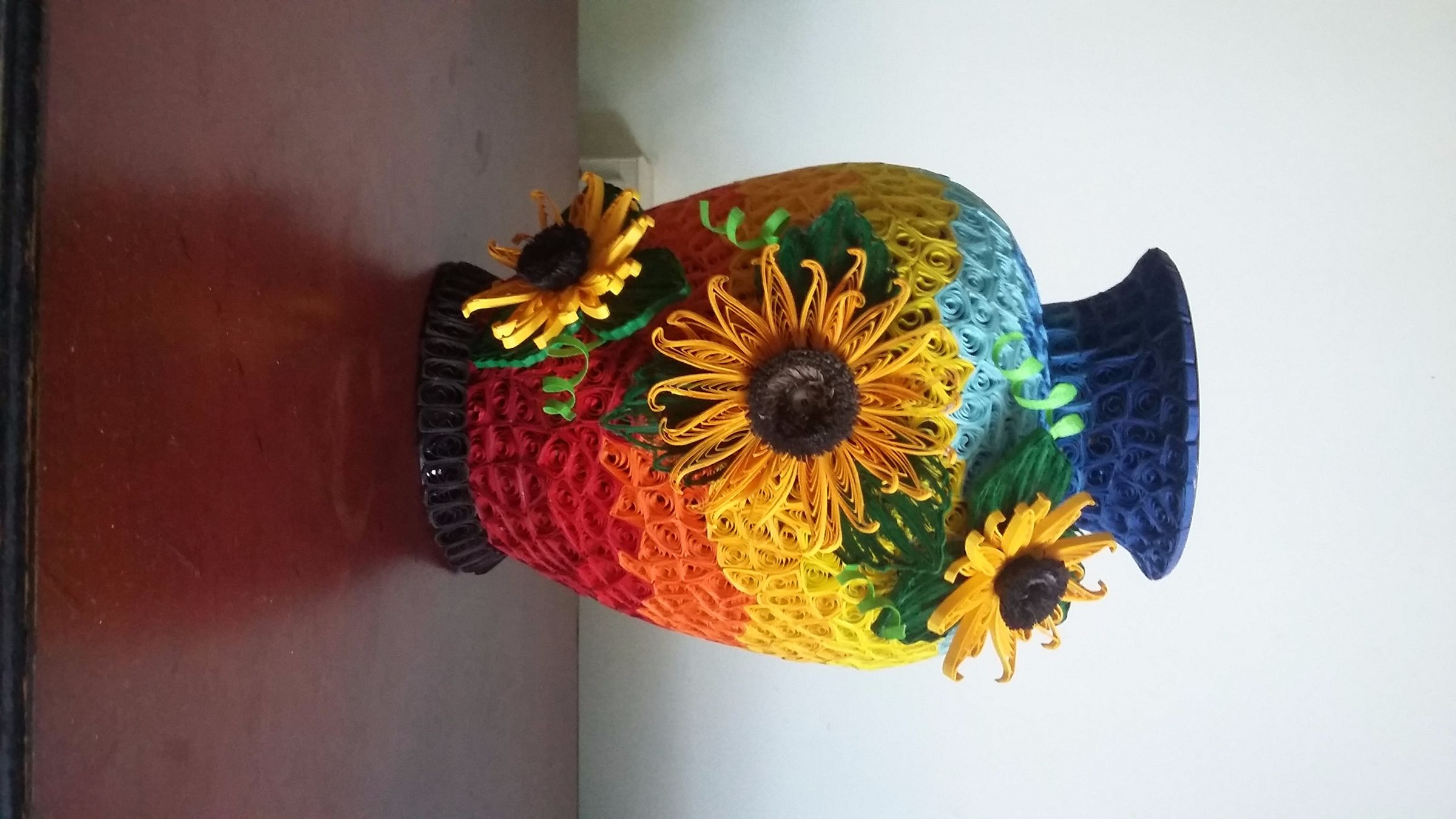 Paper Quilled Vase : 9 Steps (with Pictures) - Instructables