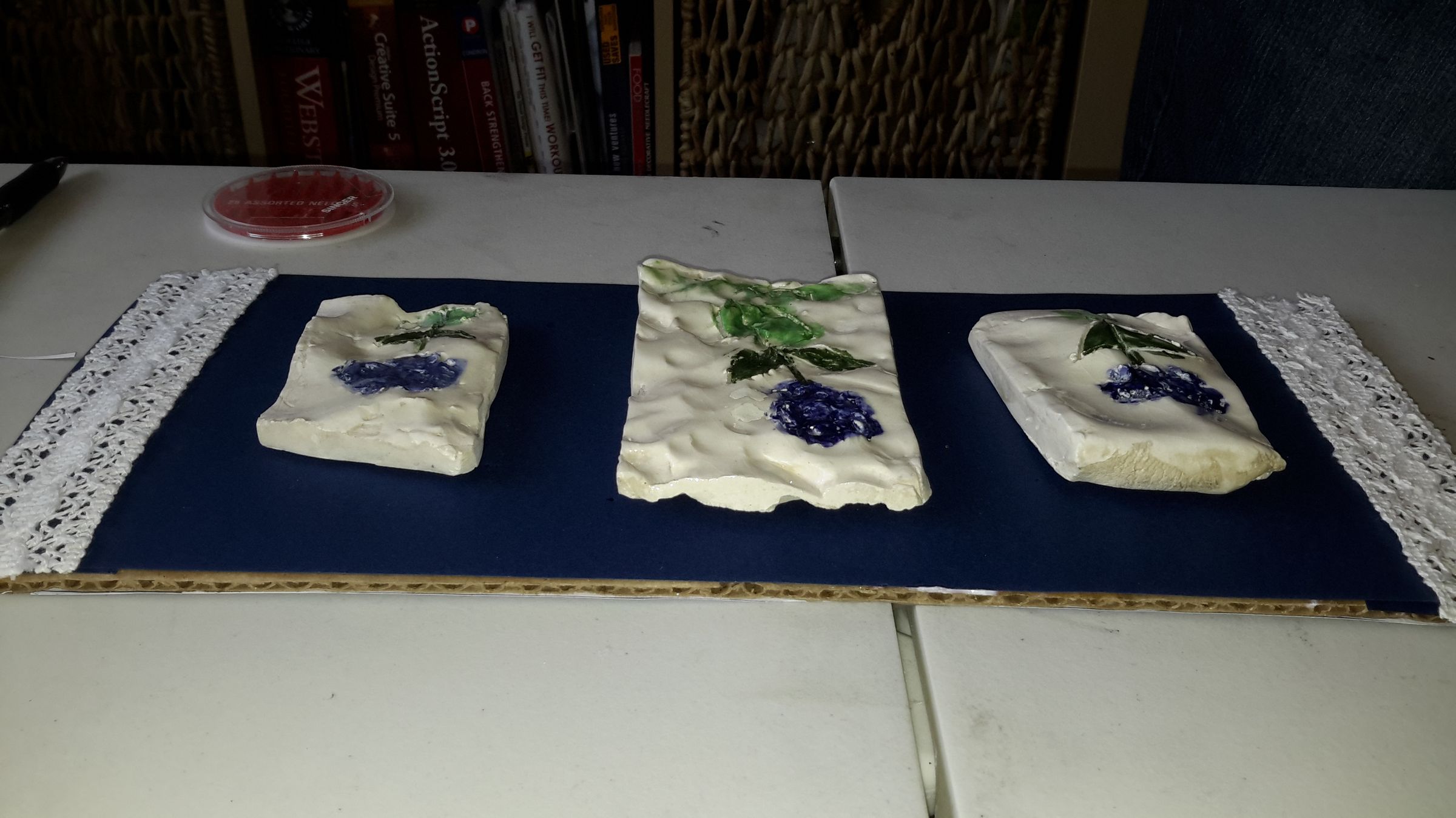 How to Display Keepsakes in a Shadow Box Without Gluing Them Down : 9 ...