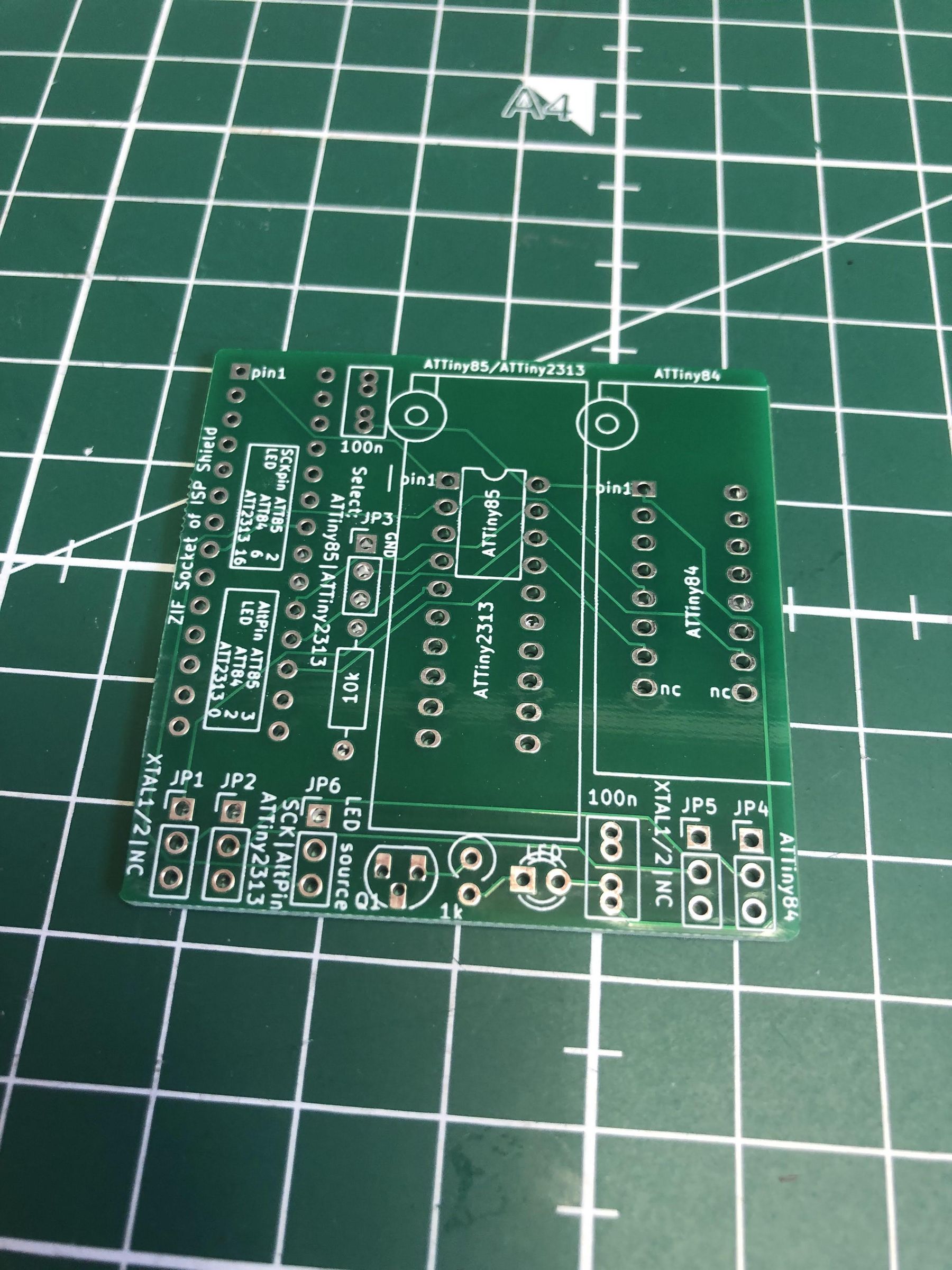 AVR ISP Shield Adapterboard for ATTiny Chips : 4 Steps - Instructables