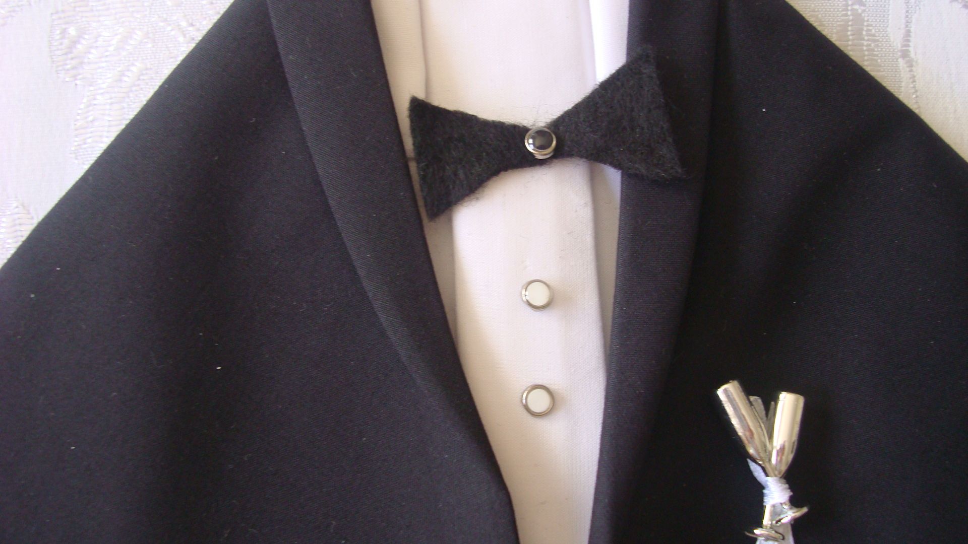 Wine Bottle Tuxedo Pattern