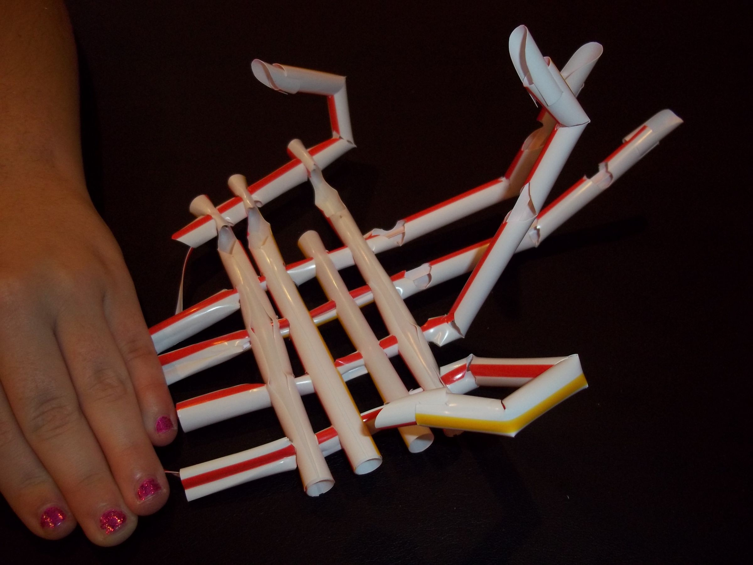 Mechanical Hand Using Only Fast Food Straws - Straw Builder Project #1 ...