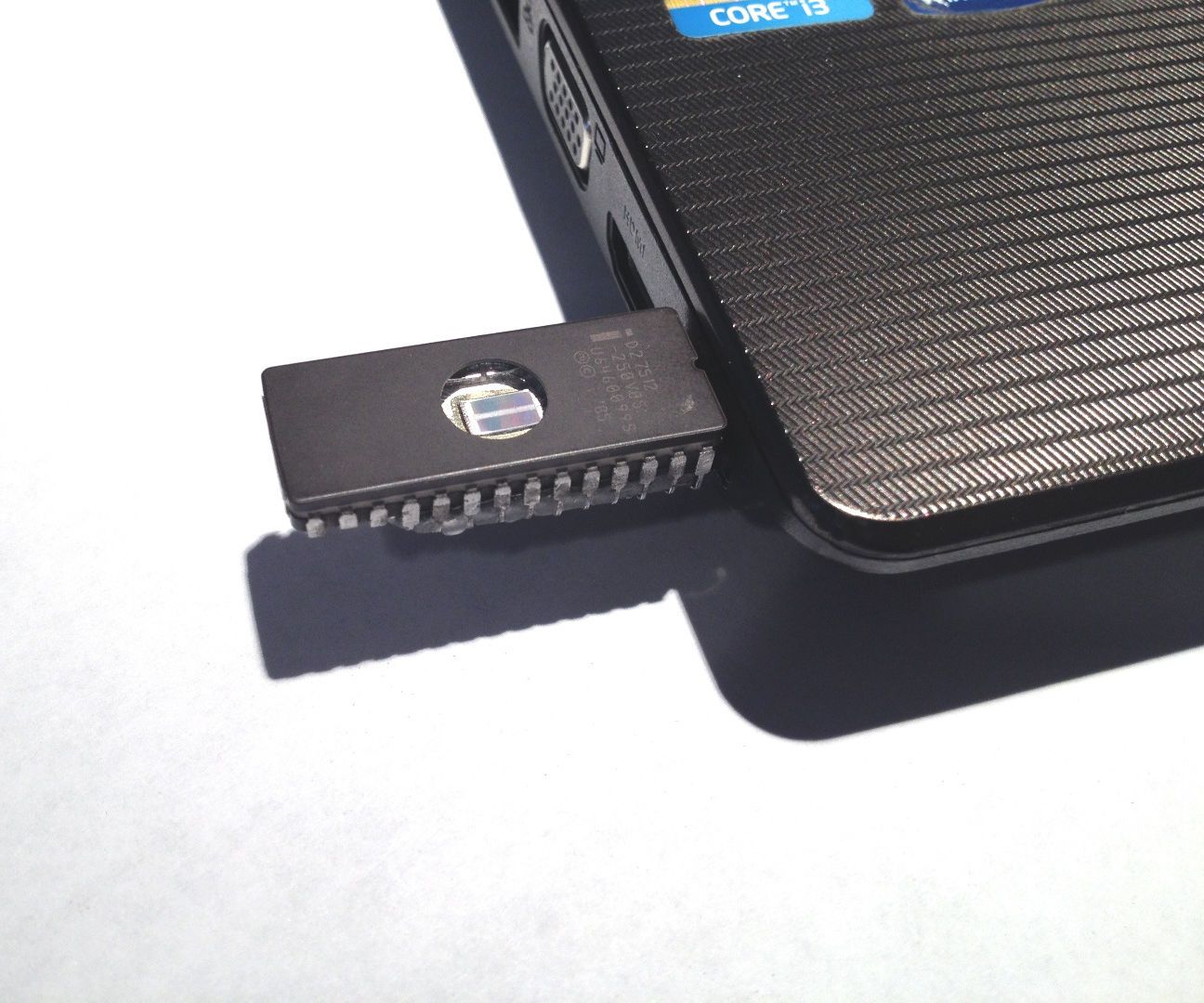 EEPROM Flash Drive (Flash Drive Case) : 9 Steps - Instructables