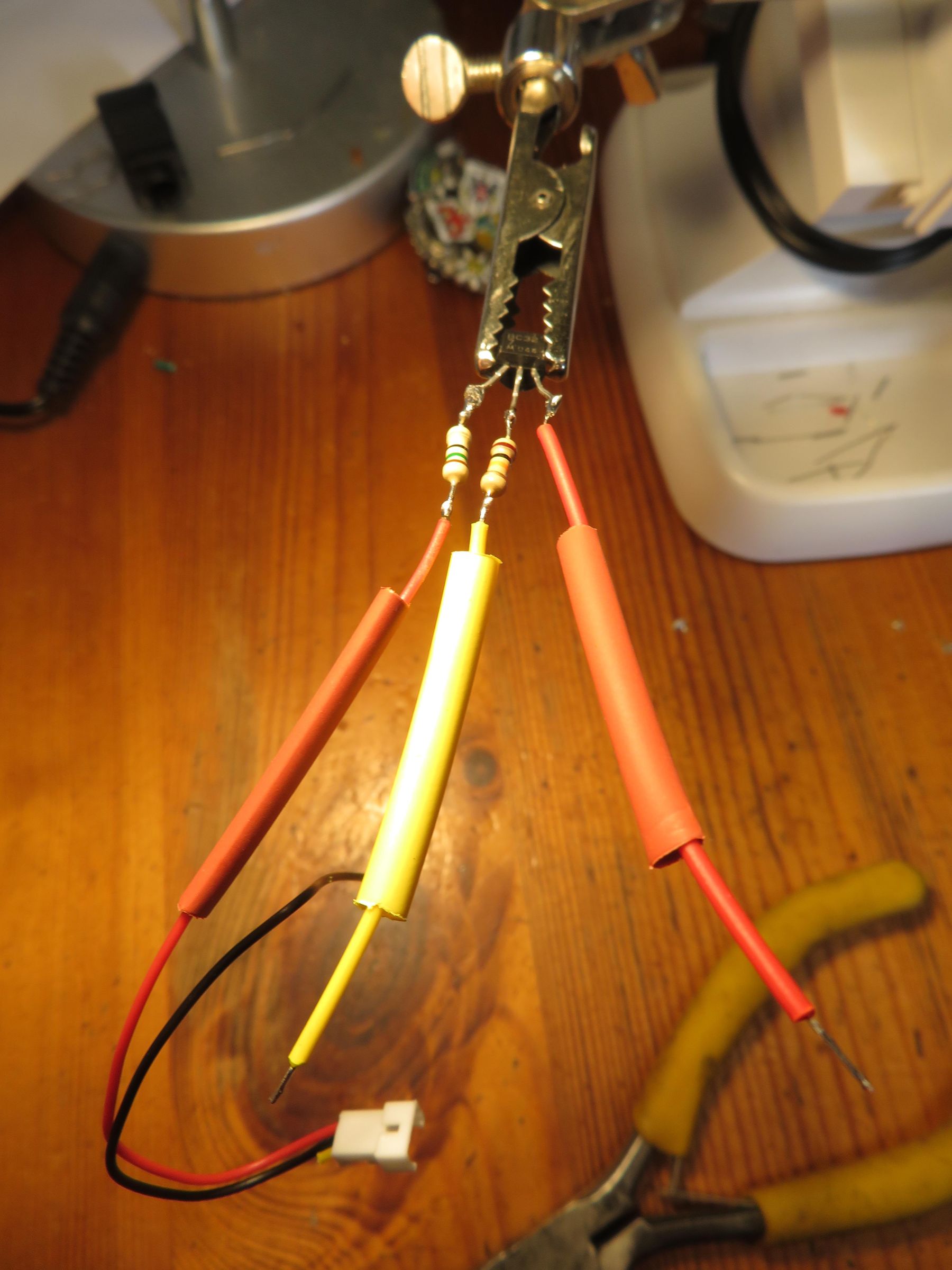 Remote Smoke Alarm Buzzer & Microcontroller Interface : 9 Steps (with ...