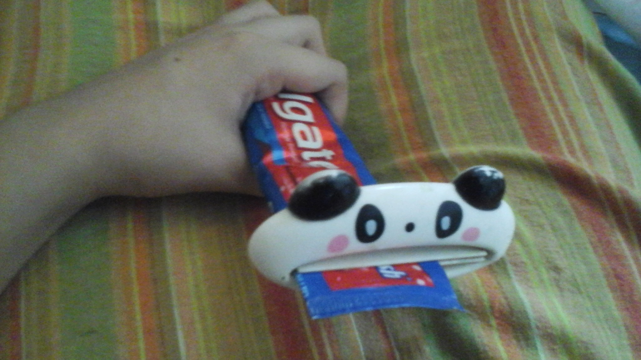 How to Make Your Own Wooden Toothpaste Squeeze-Guard : 3 Steps (with ...