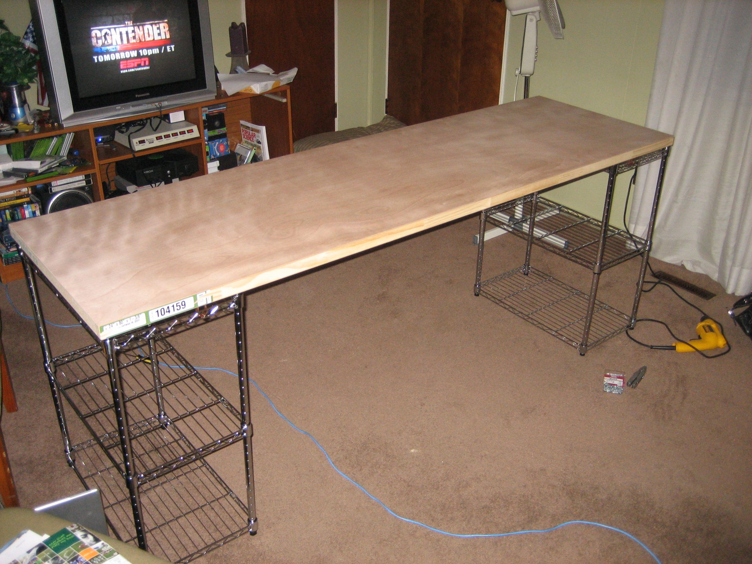 Cheap and Easy Desk : 5 Steps - Instructables