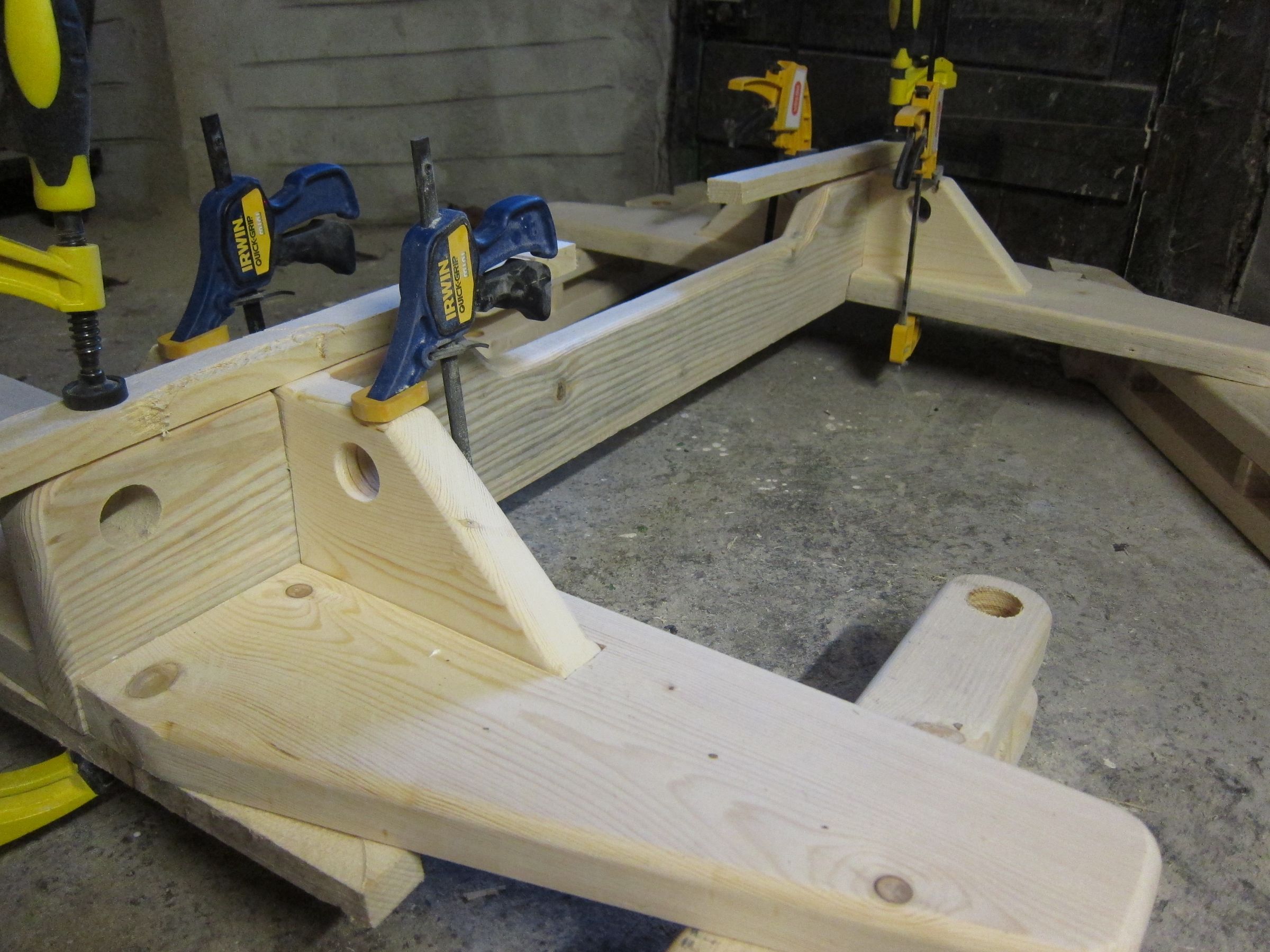 Tension Series - Floating Bed : 9 Steps (with Pictures) - Instructables