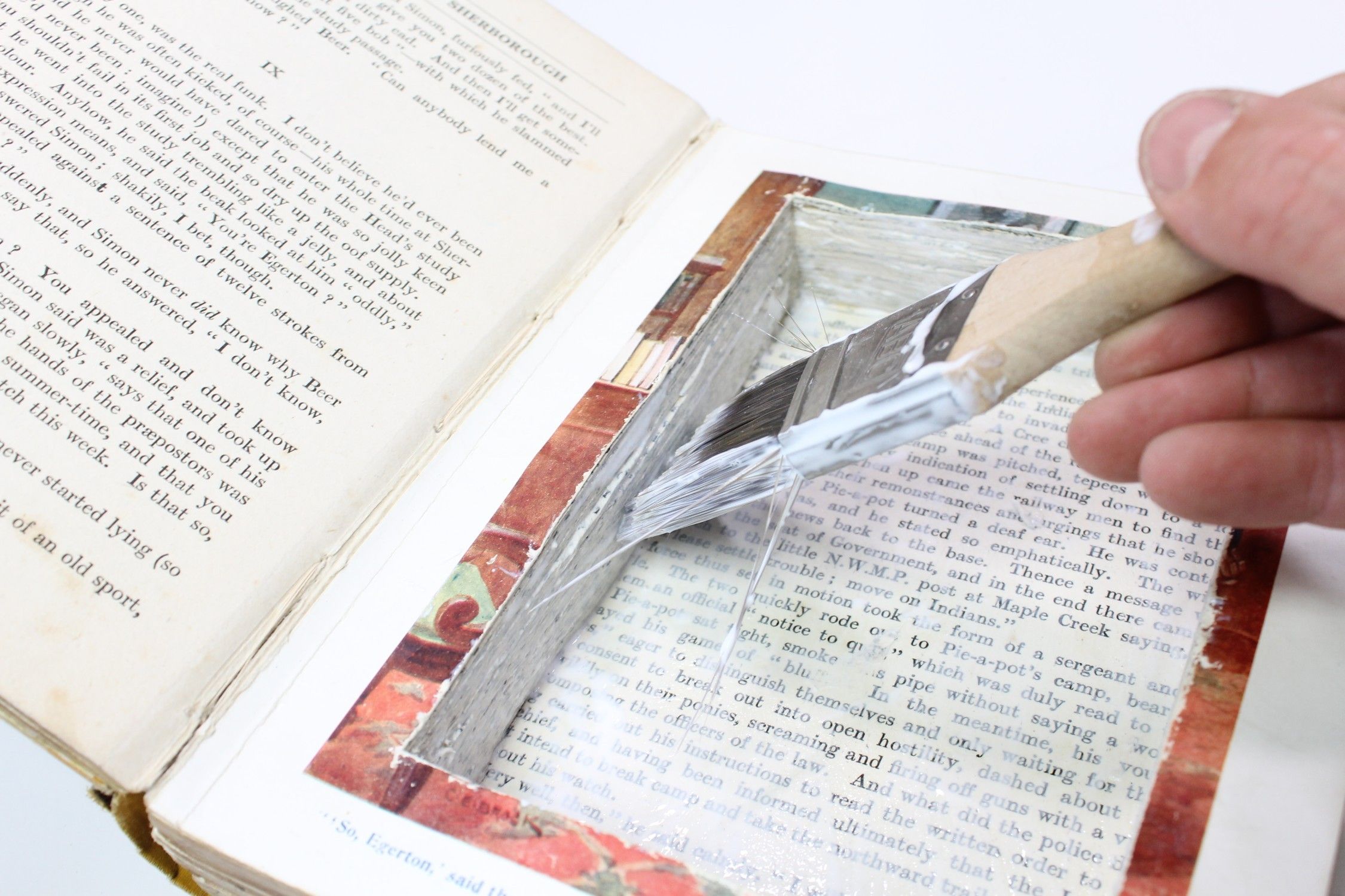 LED Book Light - Inside a Book! : 10 Steps (with Pictures) - Instructables