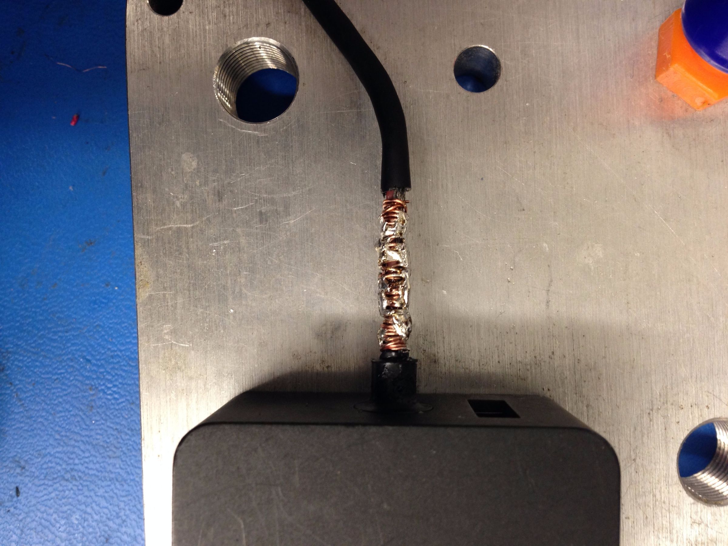 Fix a Fraying IPhone/Mac/Surface/Laptop Charger : 6 Steps (with ...