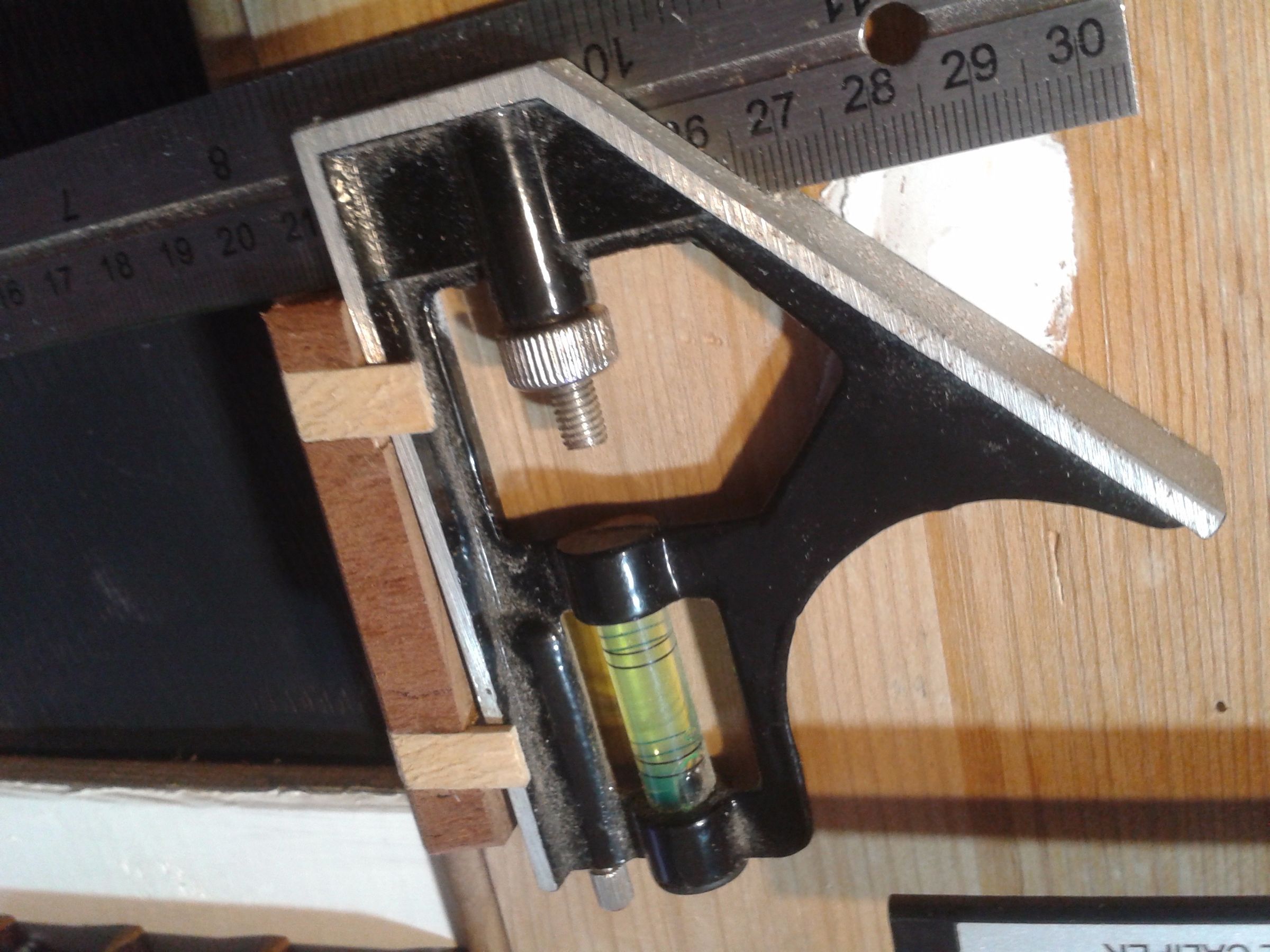 Combi Square Holder : 3 Steps (with Pictures) - Instructables