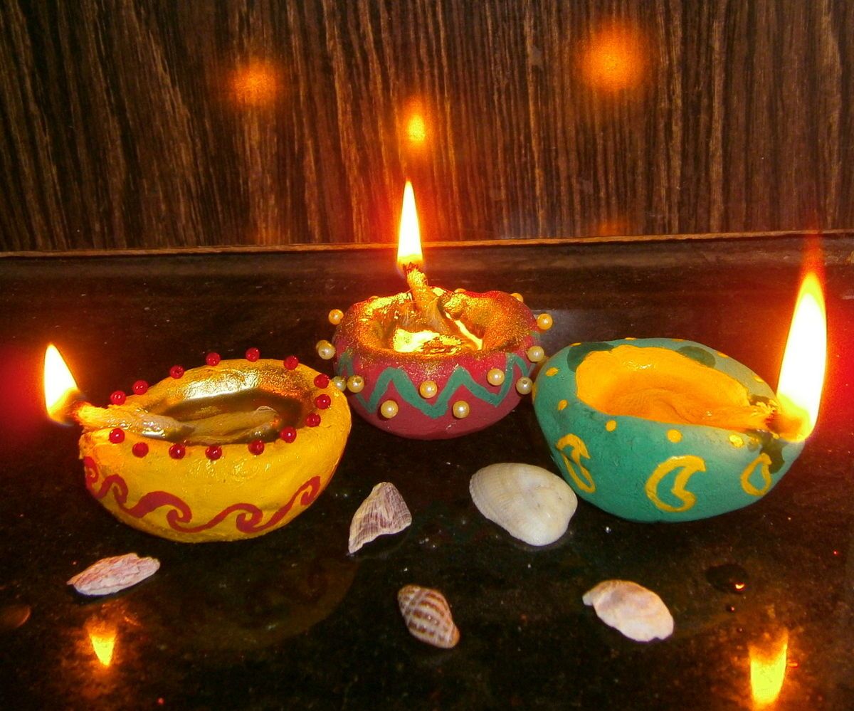 Handmade Decorative Diya (Oil Lamps) : 10 Steps - Instructables