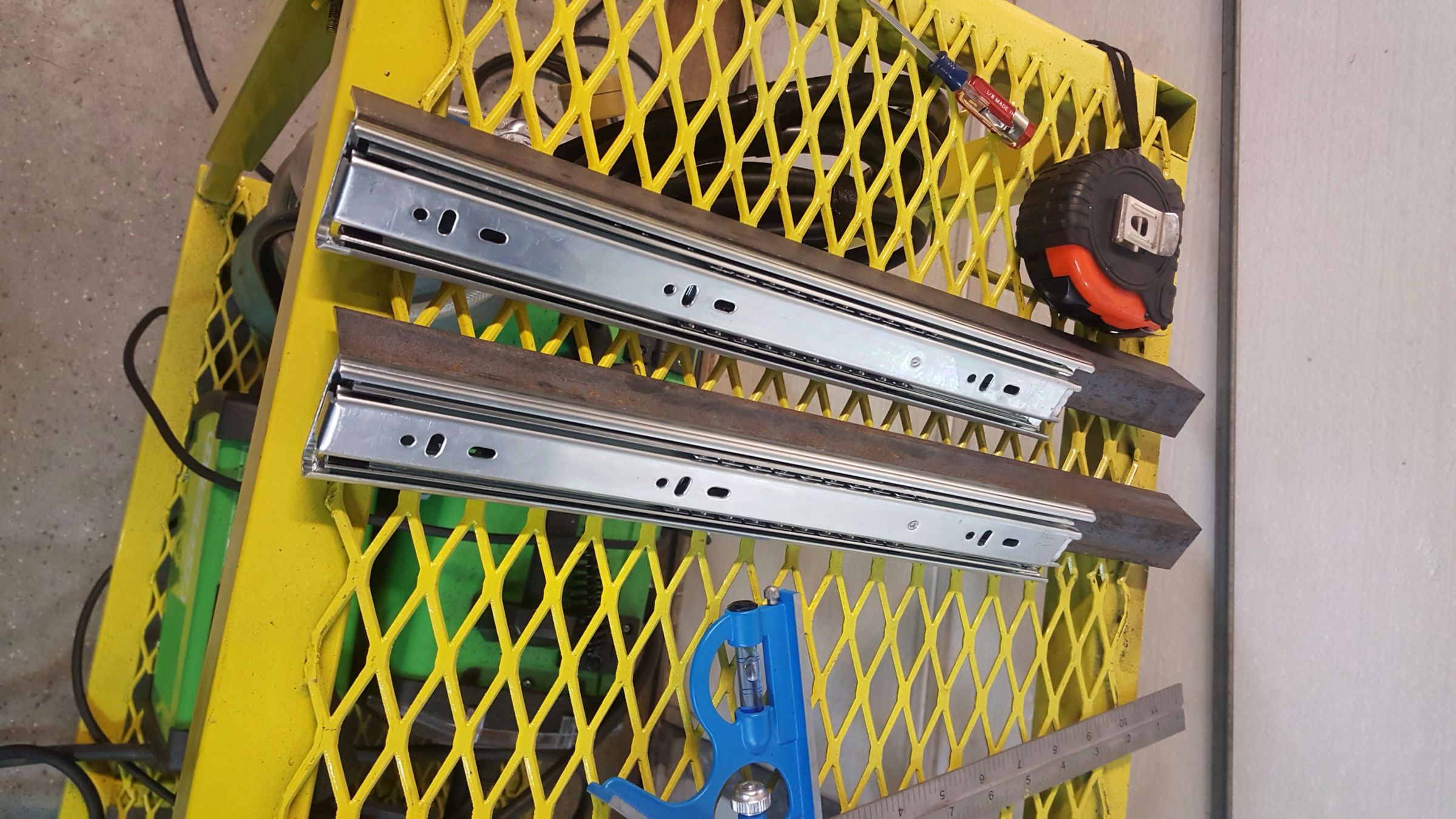 How to Make a Metal Drawer! : 10 Steps (with Pictures) - Instructables
