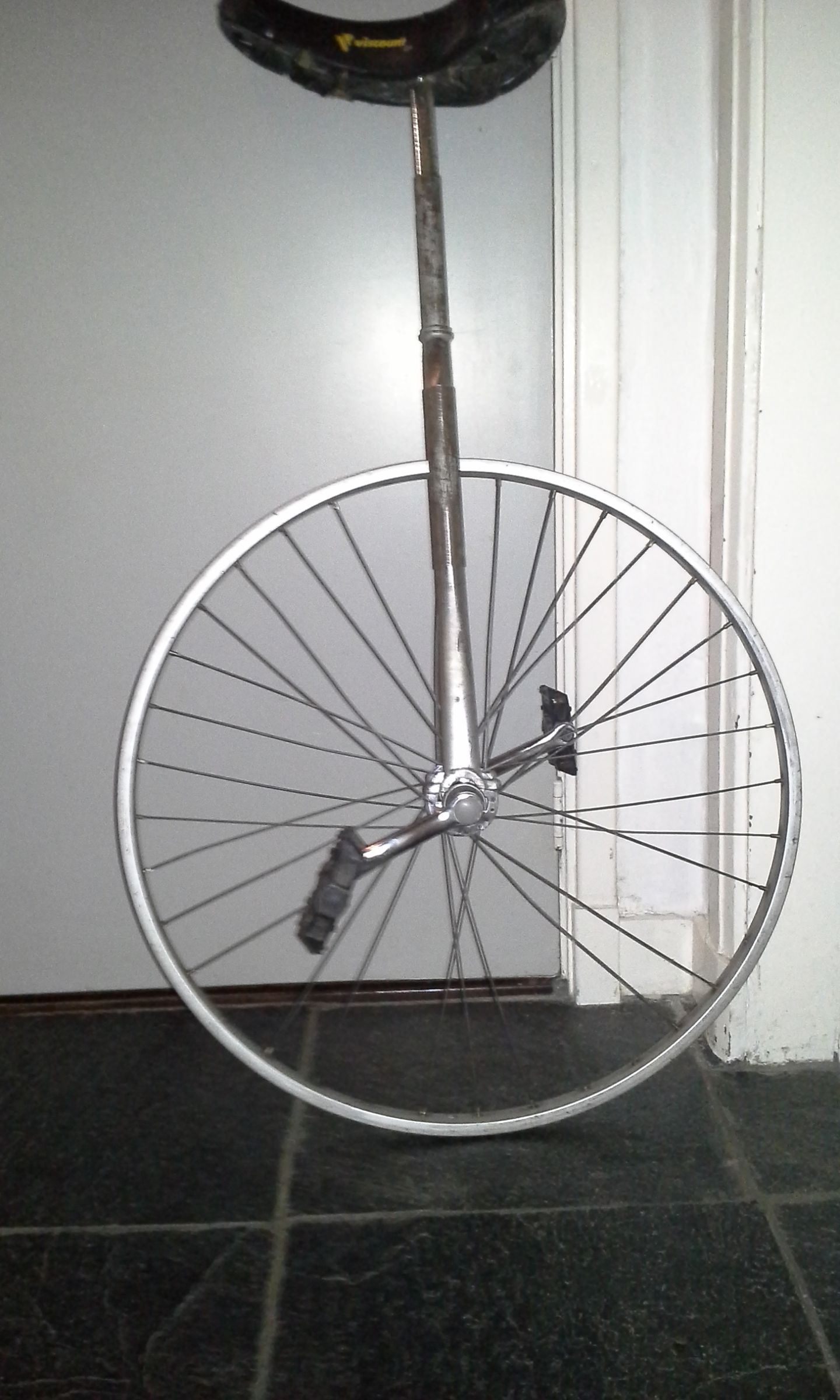 DIY 28 Inch Unicycle - Instructables