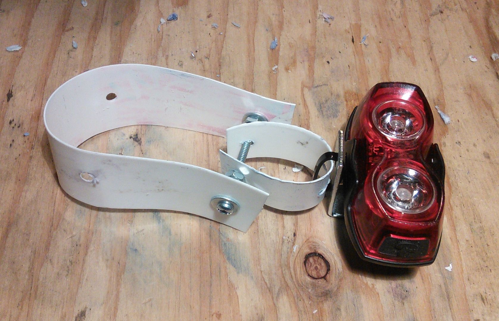 DIY Self-Leveling Bike Light Mount : 6 Steps (with Pictures ...
