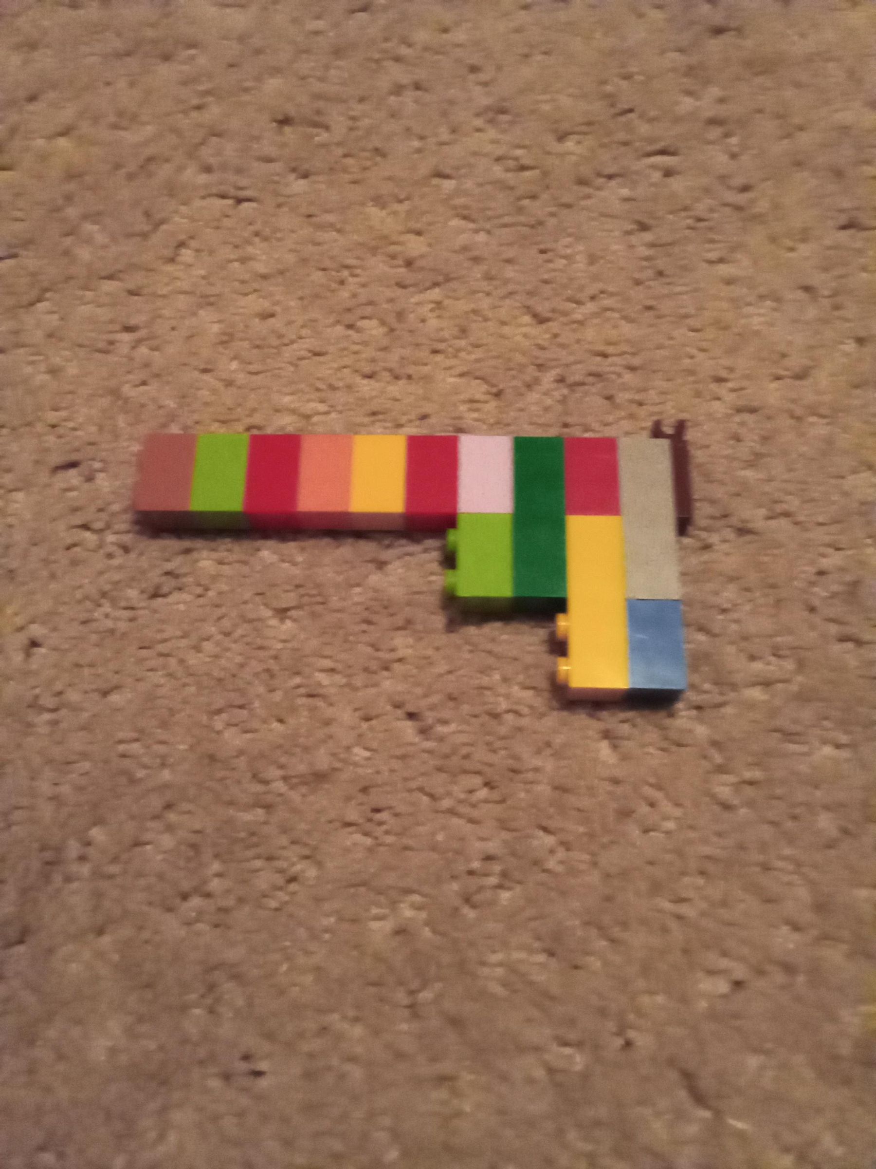 Lego Automatic Pistol : 4 Steps - Instructables